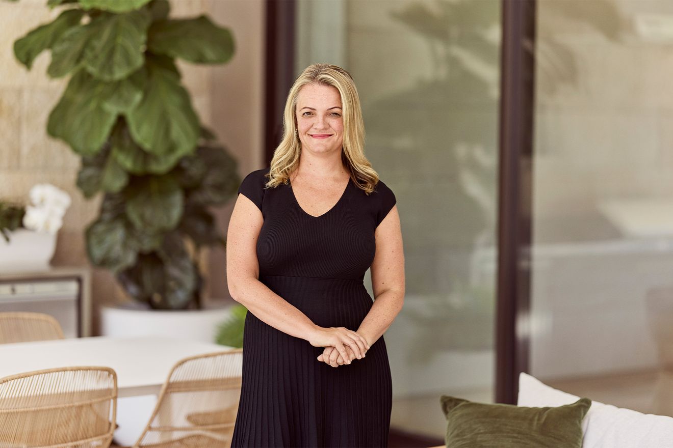 Georgia Lawrence | DiJones Real Estate