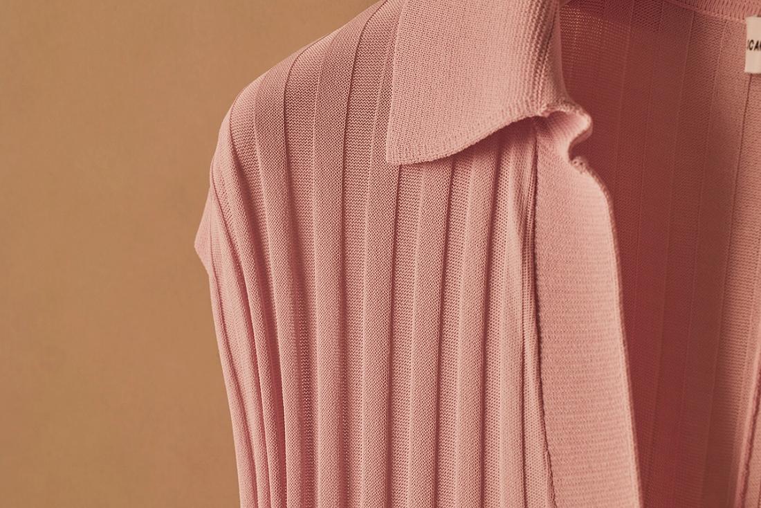 PLEATED RIB PLACKET DRESS - BLACK - Scanlan Theodore