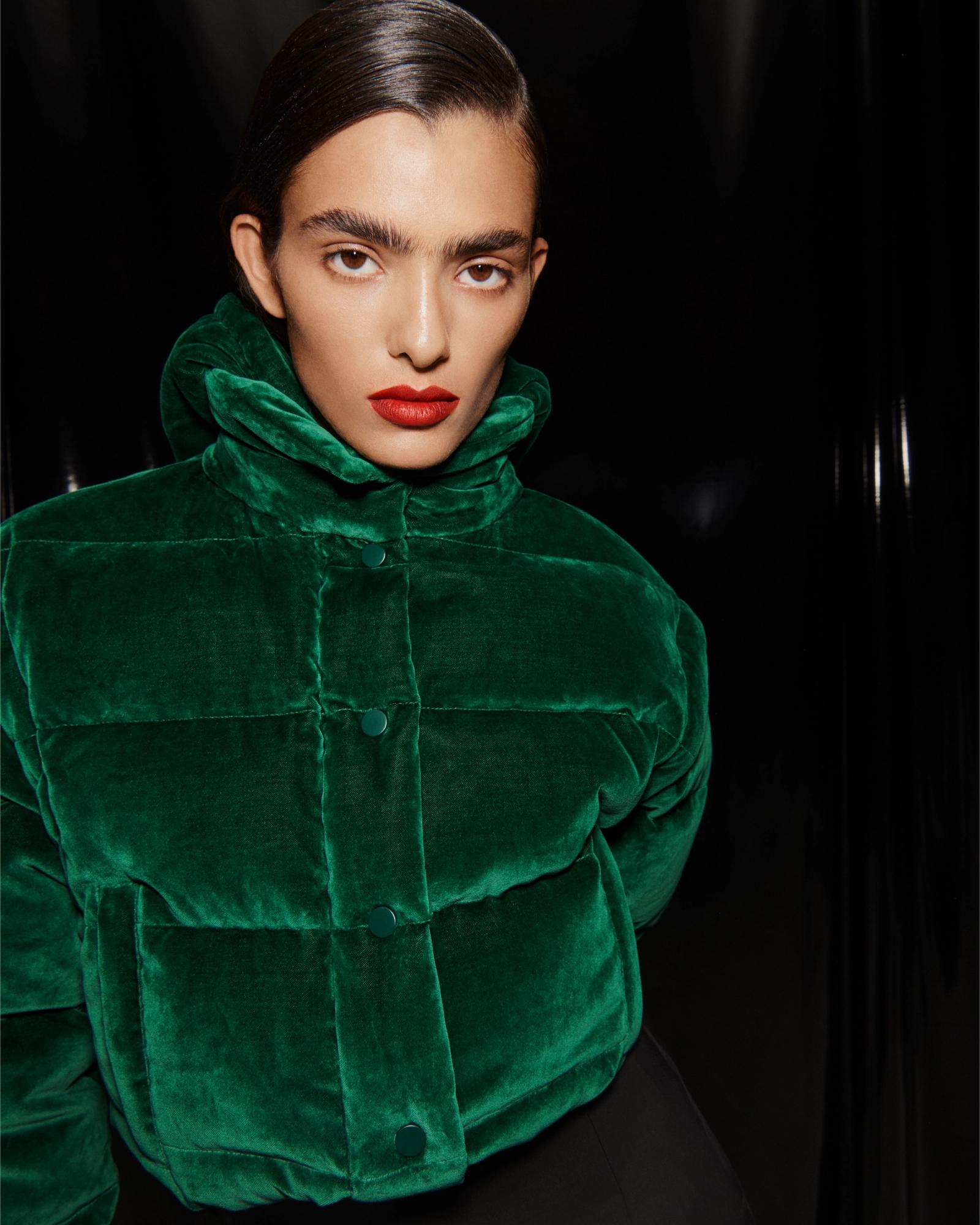 Discover Winter '23 Campaign 2.2 - Scanlan Theodore