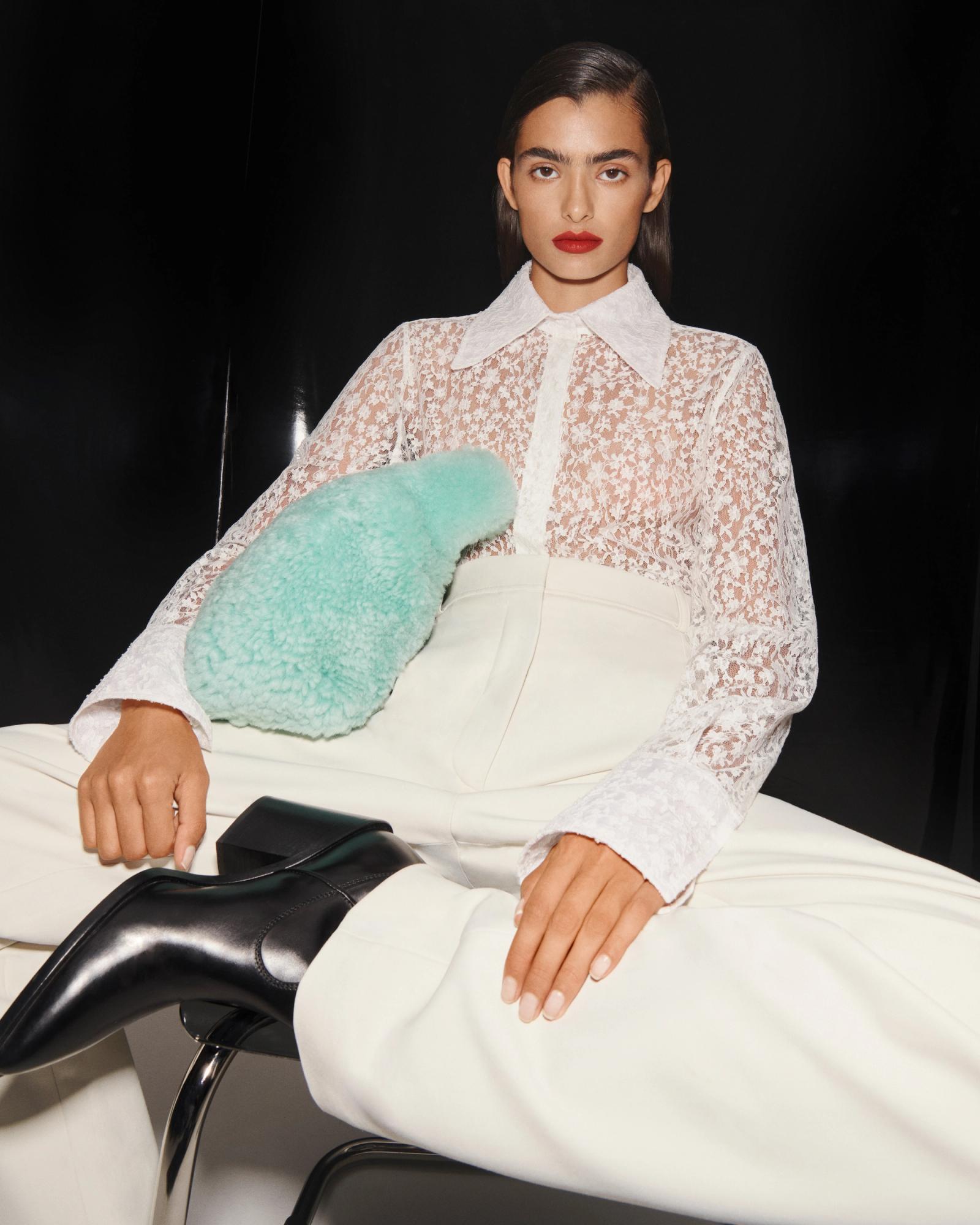 Discover Winter '23 Campaign 2.2 - Scanlan Theodore