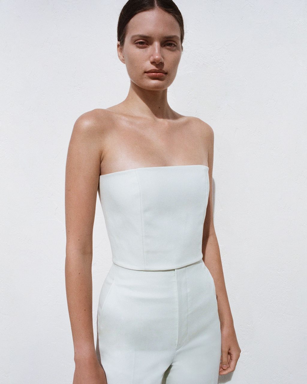 Discover Winter '22 Campaign Part One - Scanlan Theodore