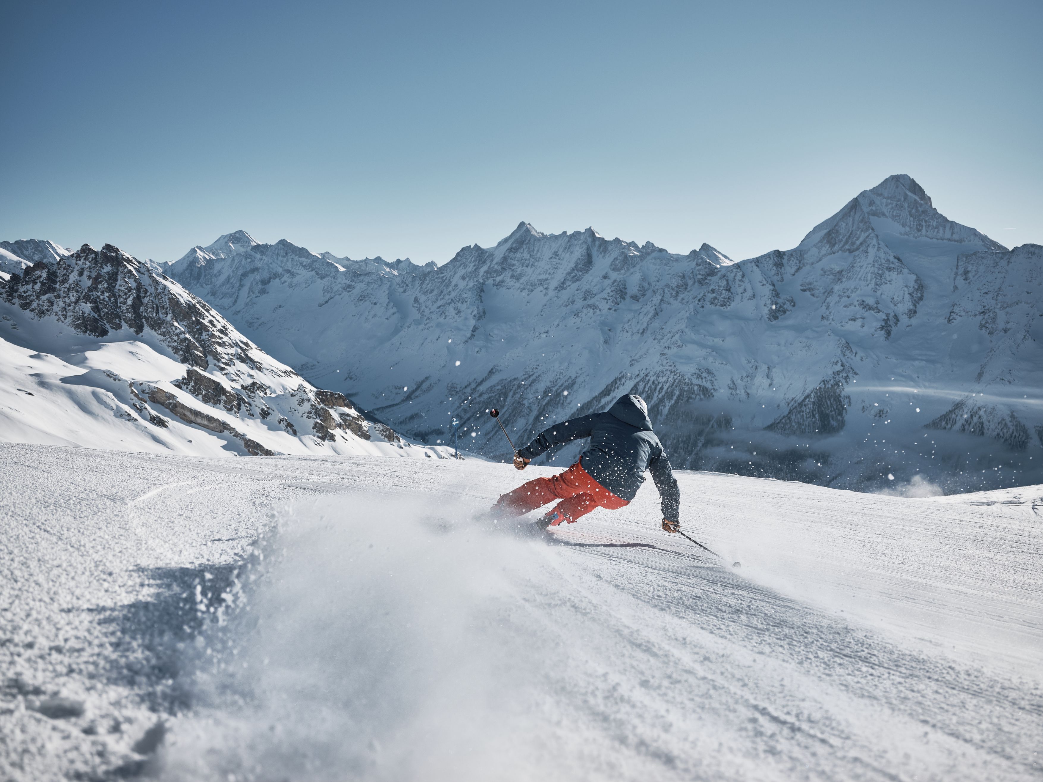 Skiing on the Lauchernalp