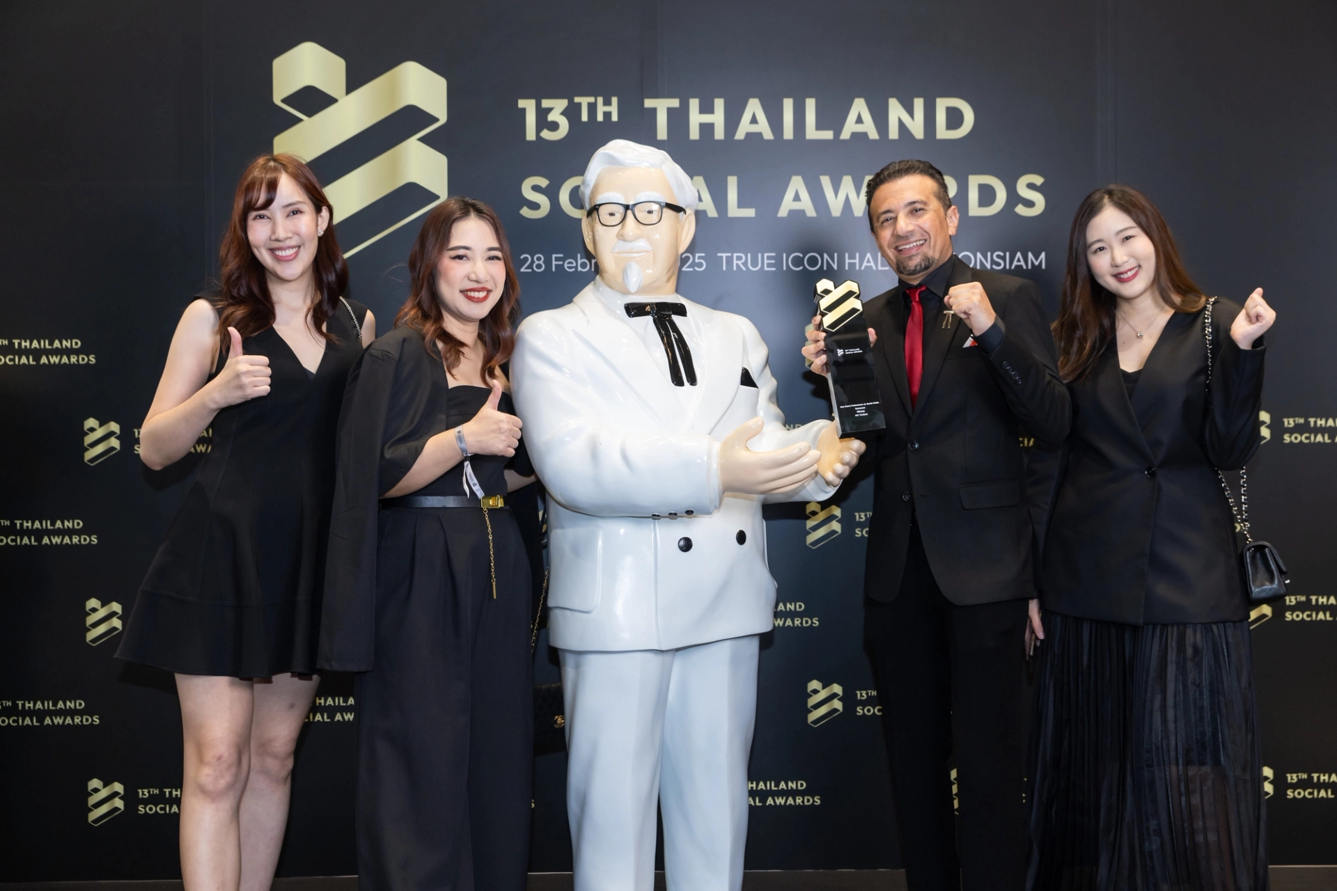 KFC - A tribute to Colonel Sanders’ fried chicken fans – ‘KFC Thailand ...
