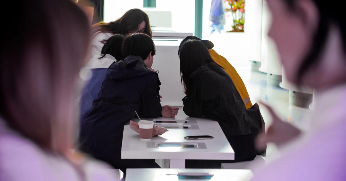 FAQ | OTHERWORLD VR London | Arcade & Cocktail Bar