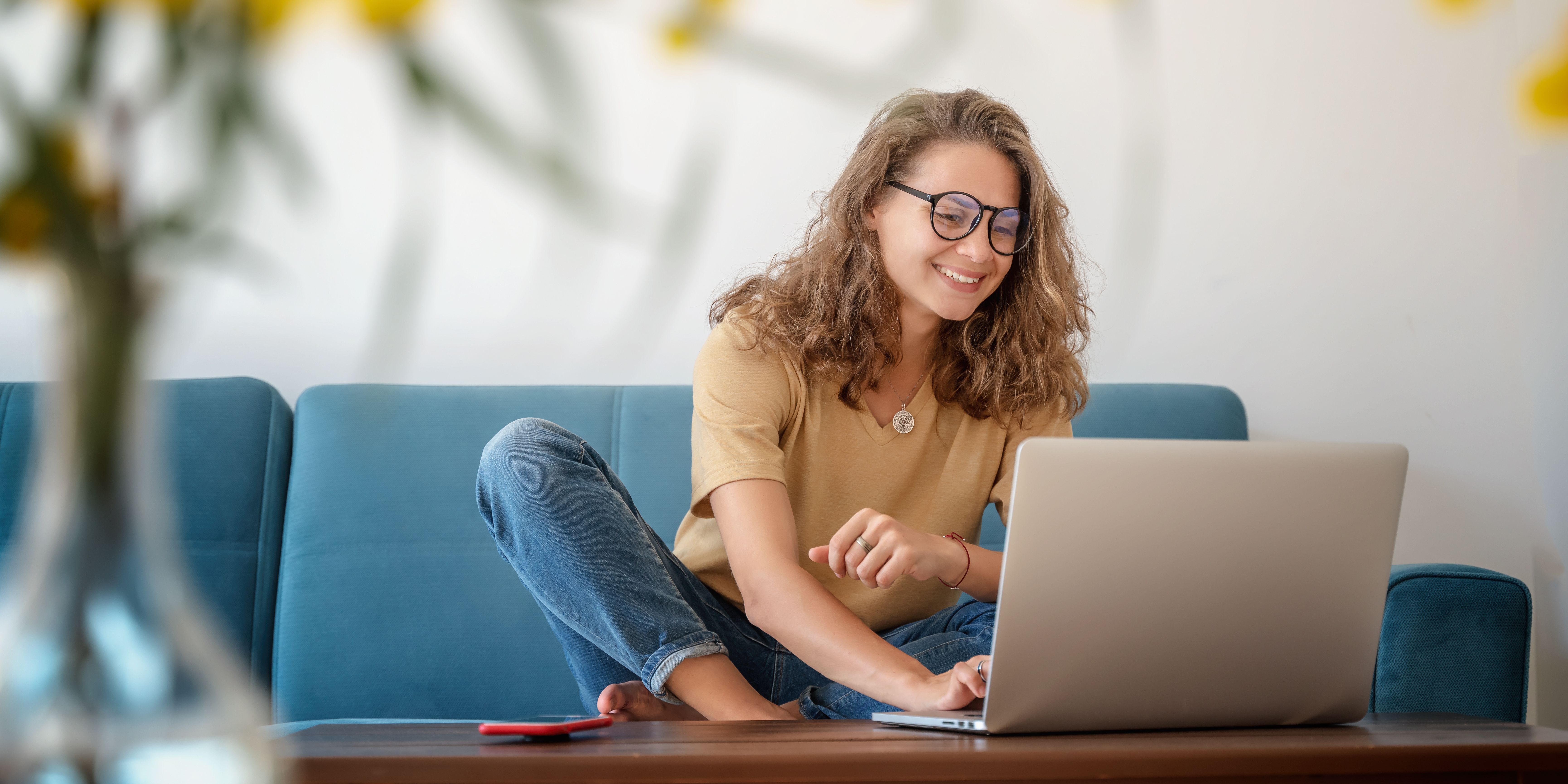 The Top Two Challenges of Managing a Hybrid Workforce | Poppulo