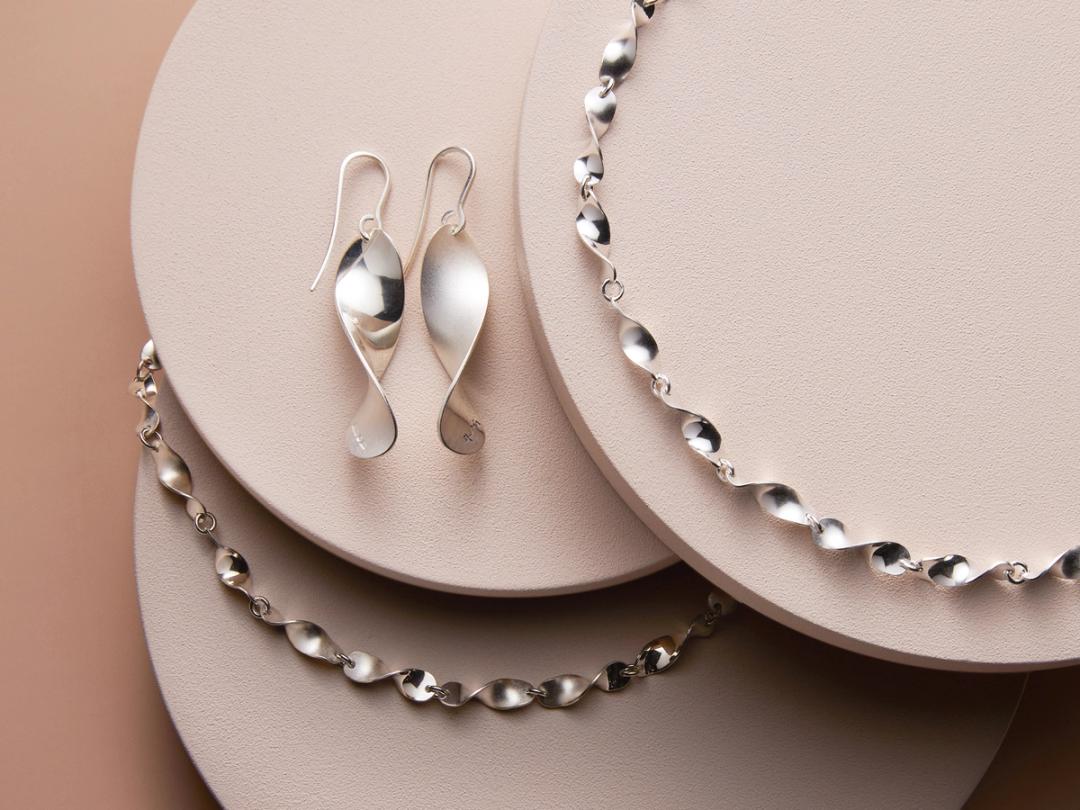 Efva Attling - Collections