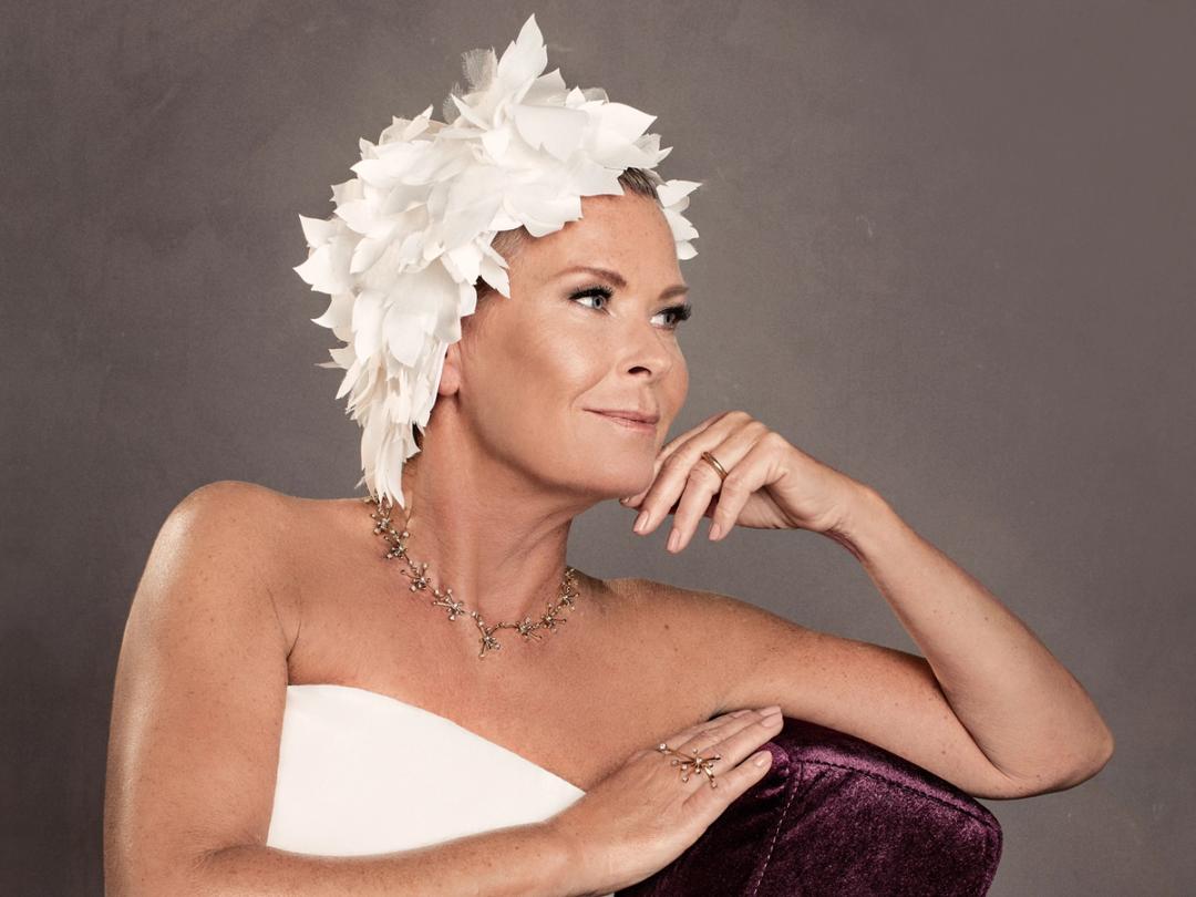 Efva Attling - Collections