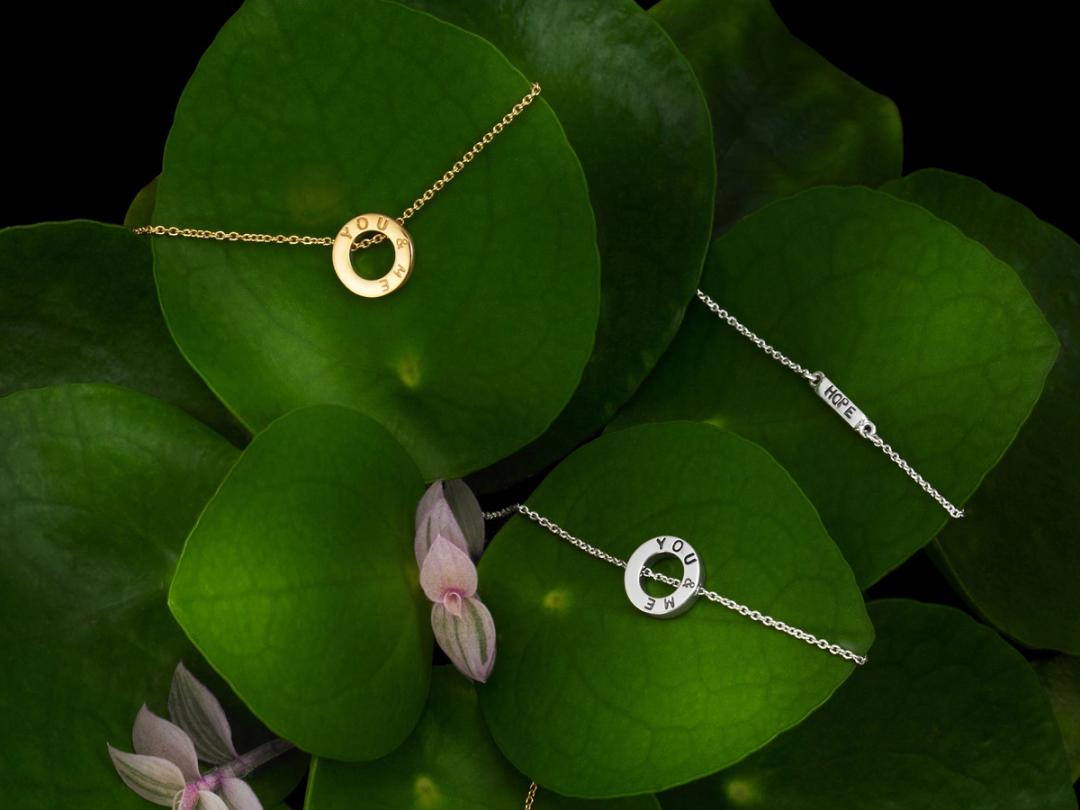 Efva Attling - Collections