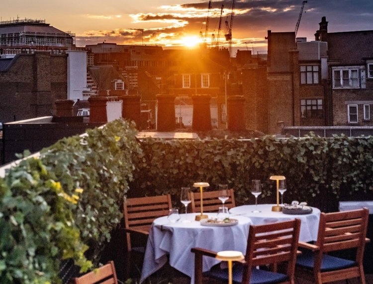 Mayfair, London | Sparrow