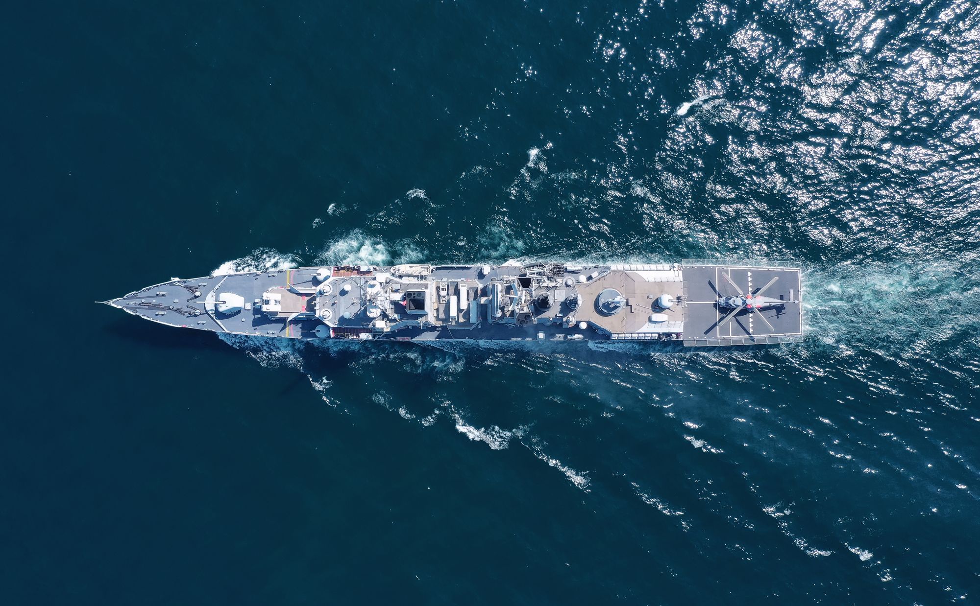 Navy AI | The U.S. Navy improves underwater mine detection with Domino