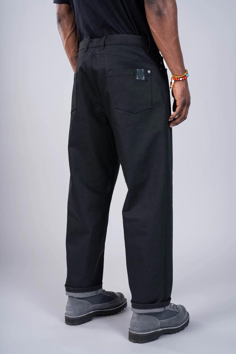 OUTLIER – Experiment 365 - Molecular Deux