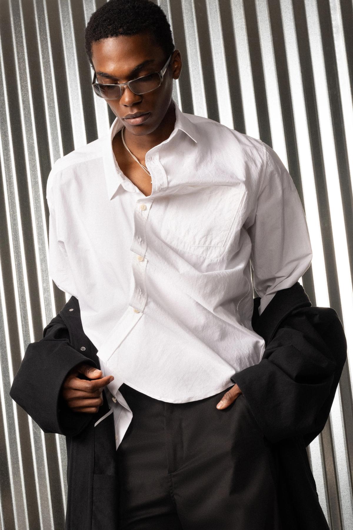 OUTLIER – A New Materialism in Clothing