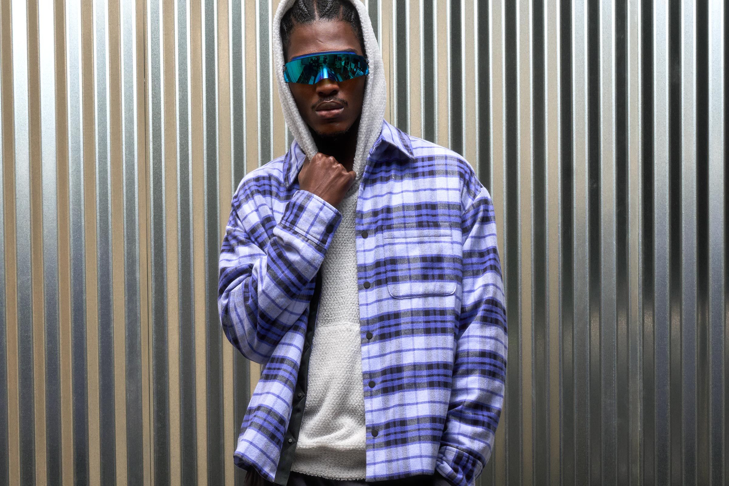 OUTLIER – high performance clothing for the wild/city