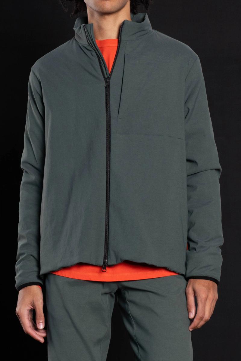 OUTLIER – Futurecore Trackjacket