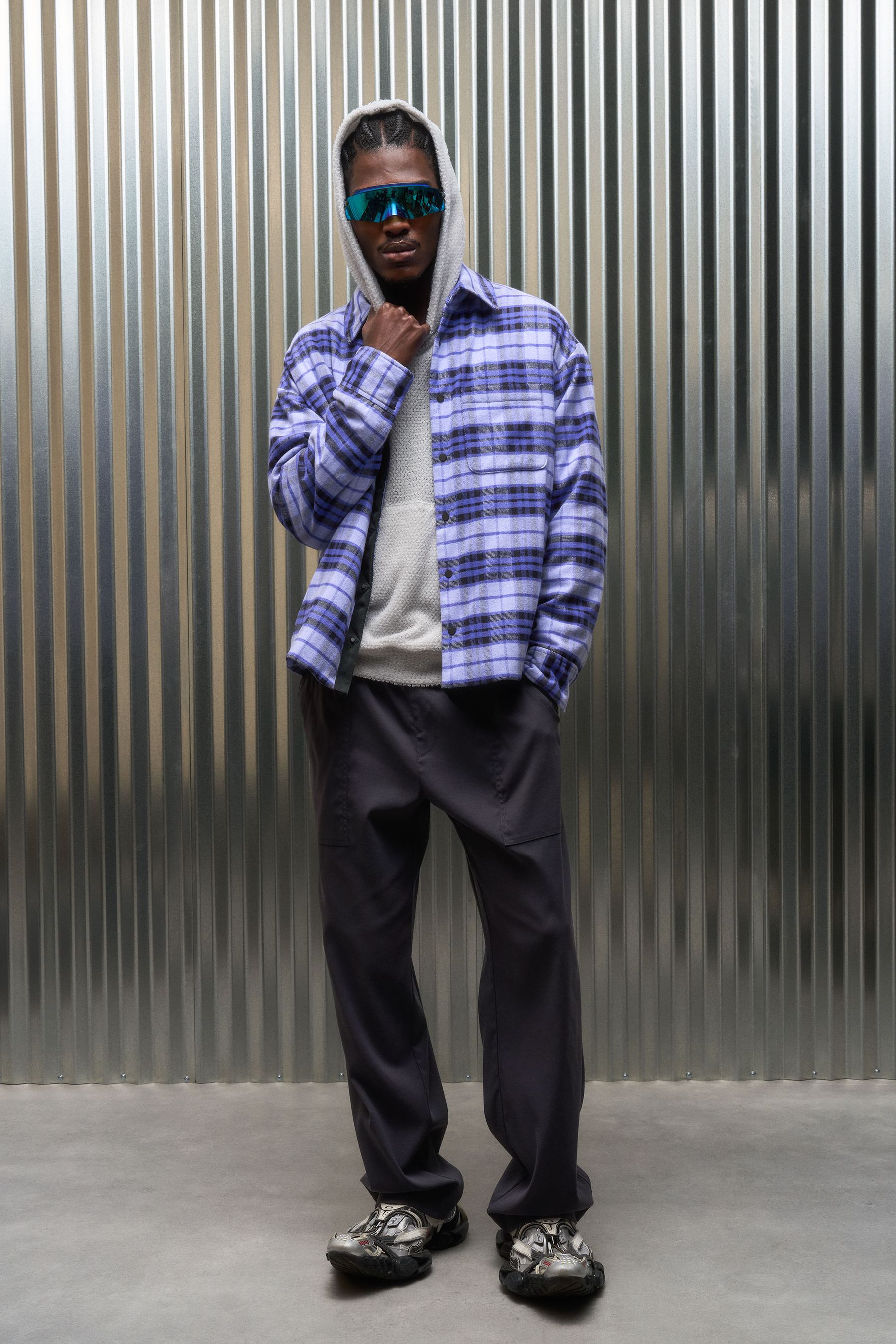 OUTLIER – high performance clothing for the wild/city