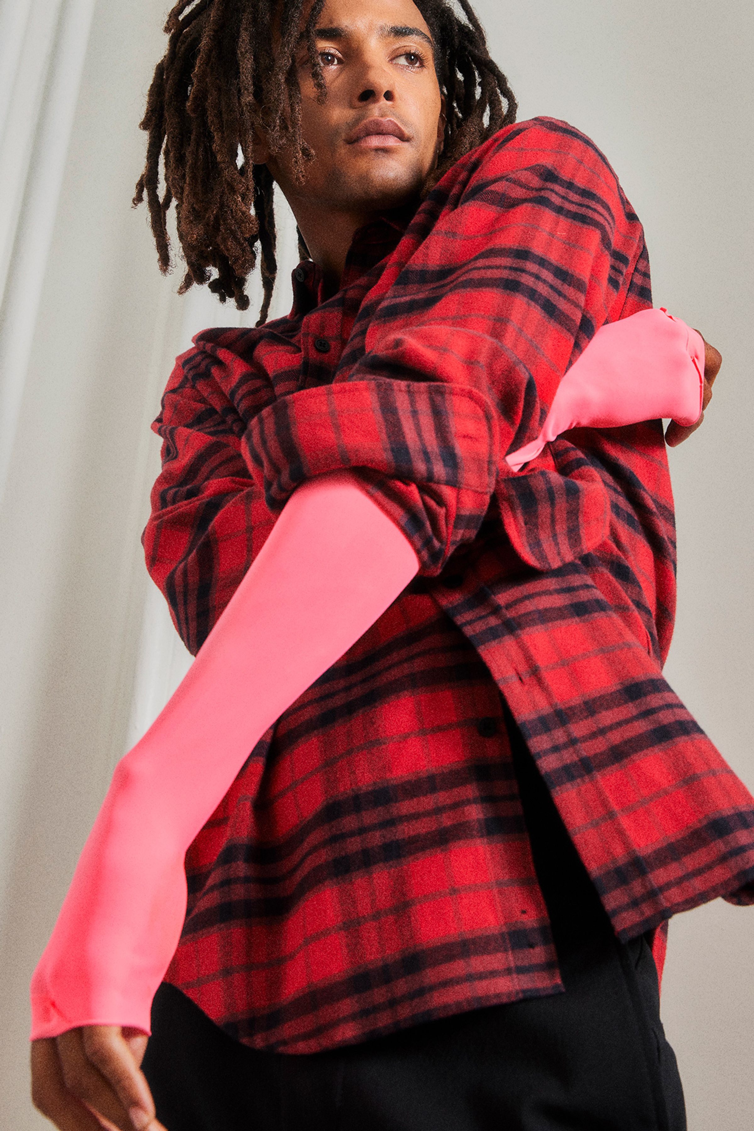 OUTLIER – A New Materialism in Clothing