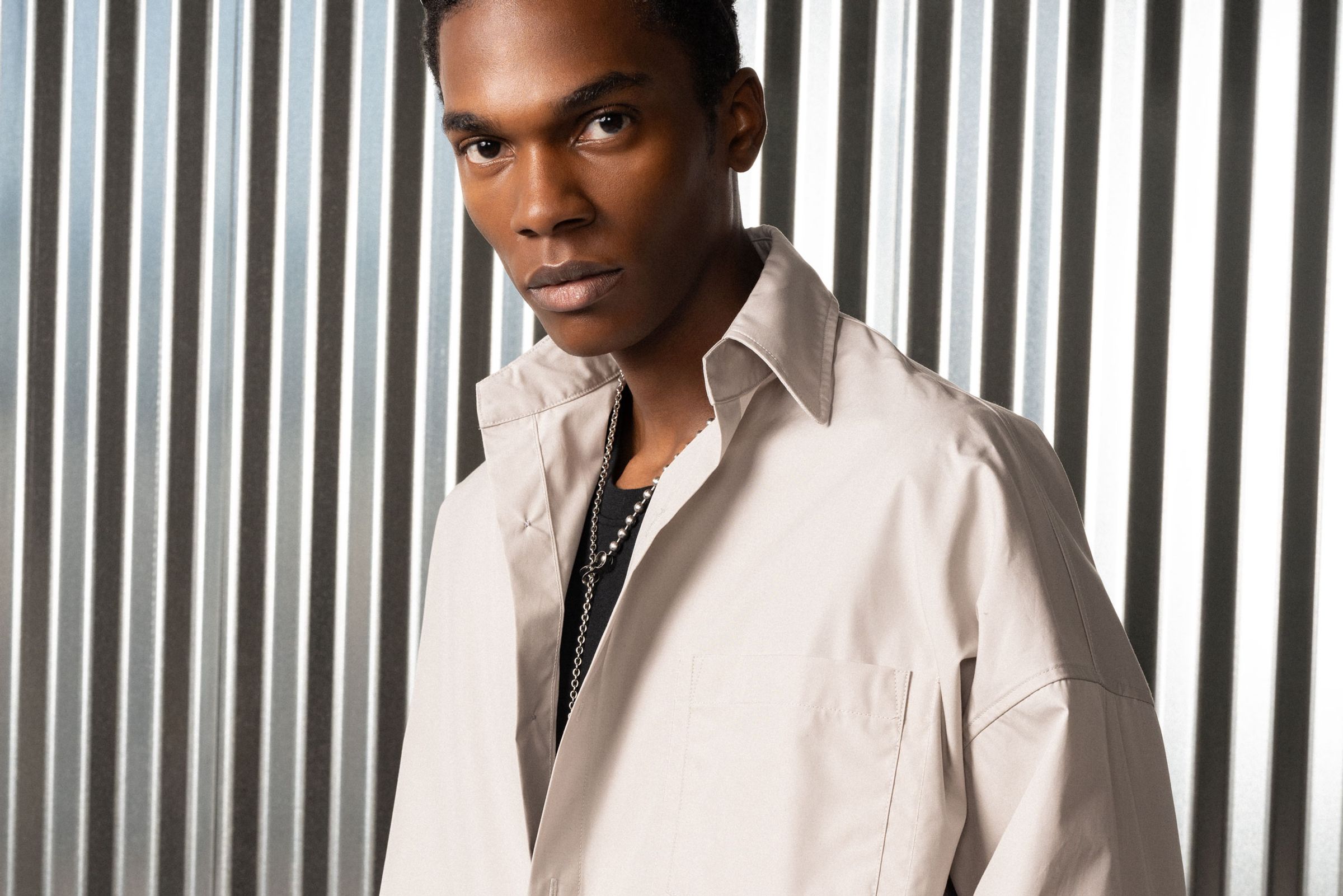 OUTLIER – A New Materialism in Clothing