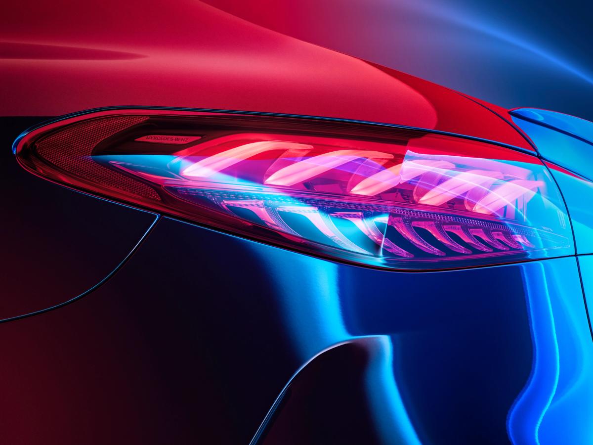 Mercedes-Benz – Shapes of desire — Lucas Schneider