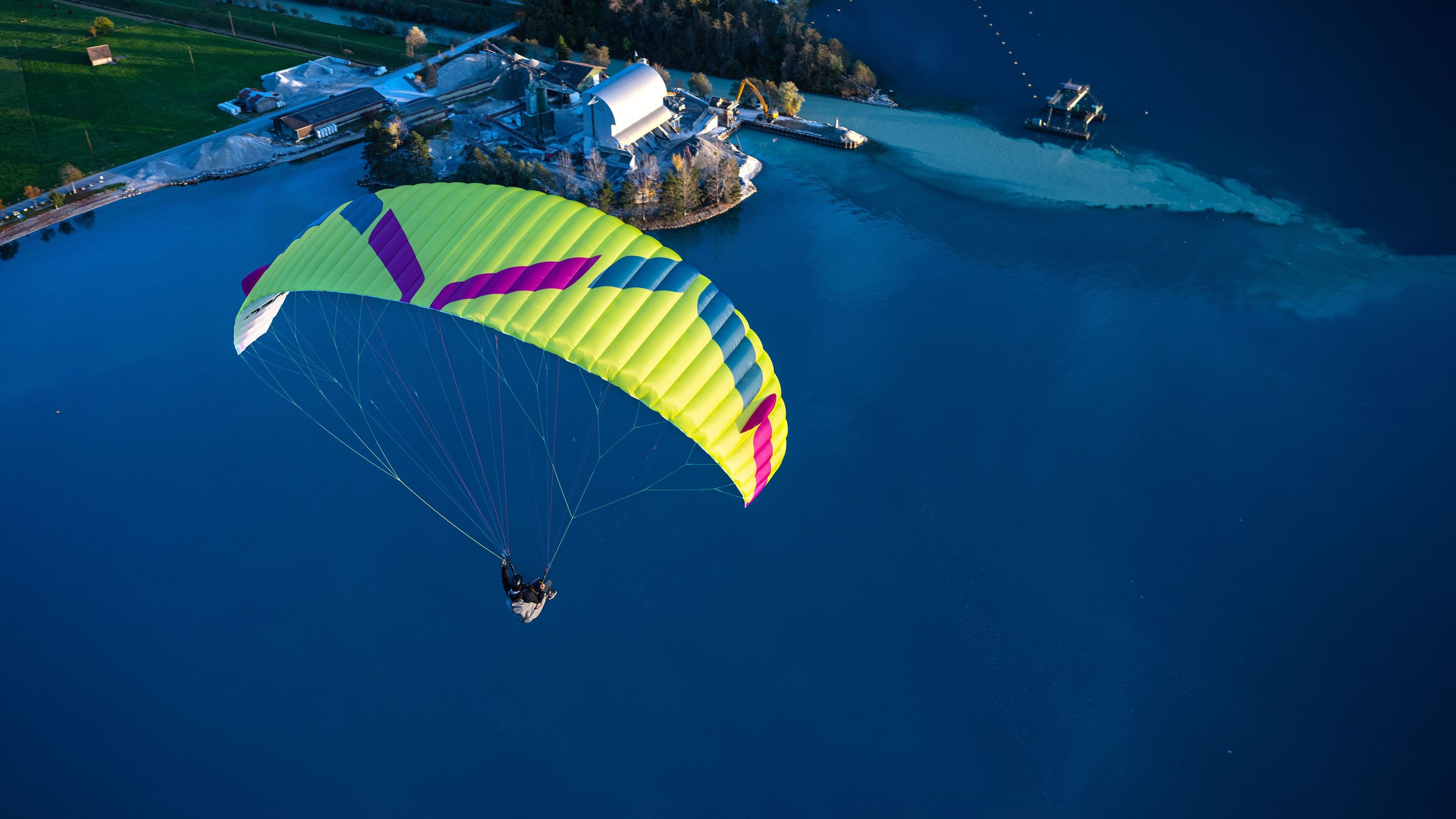 Home | Ozone Paragliders
