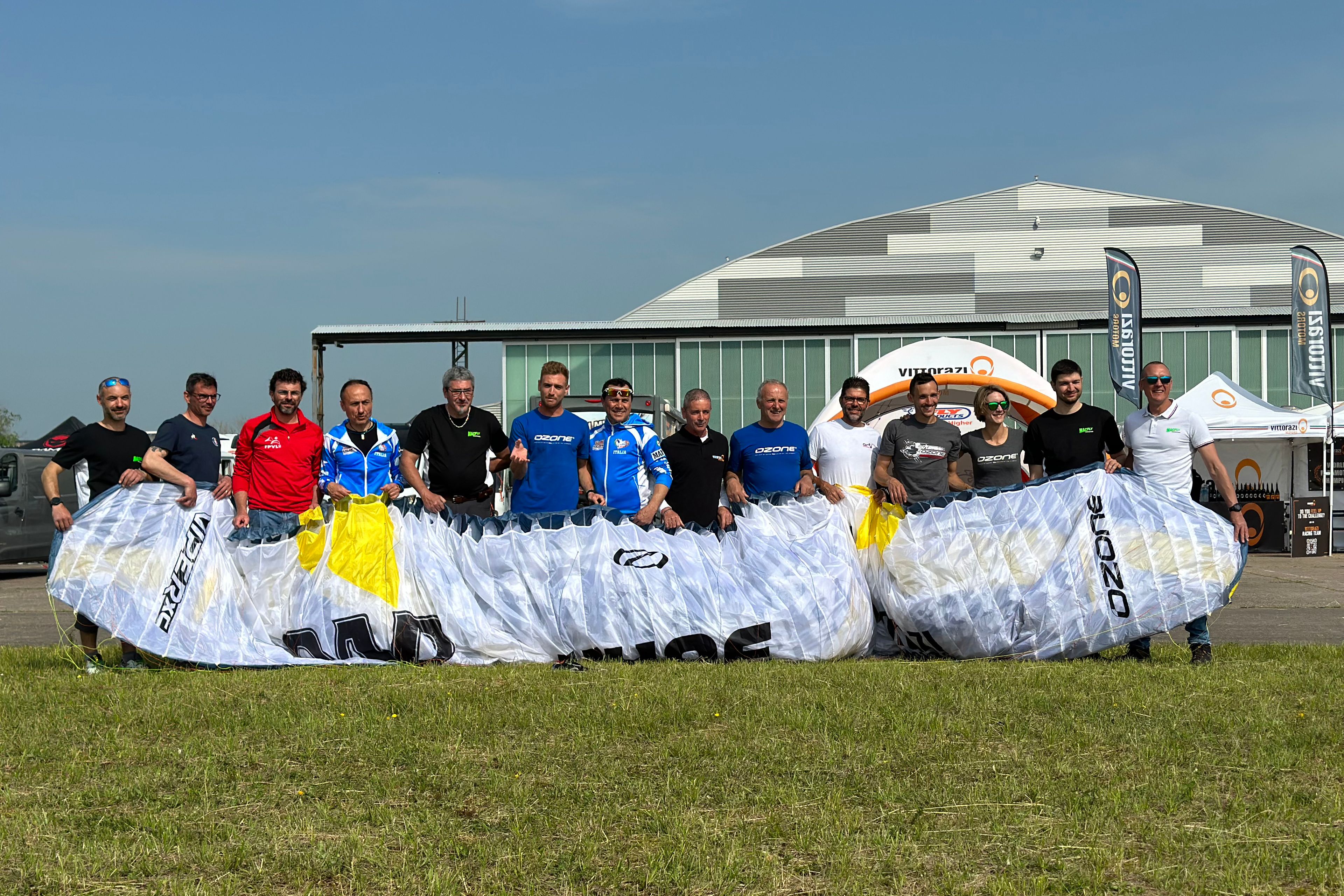 New ROADRUNNER - ground handling wing | Ozone Paramotor