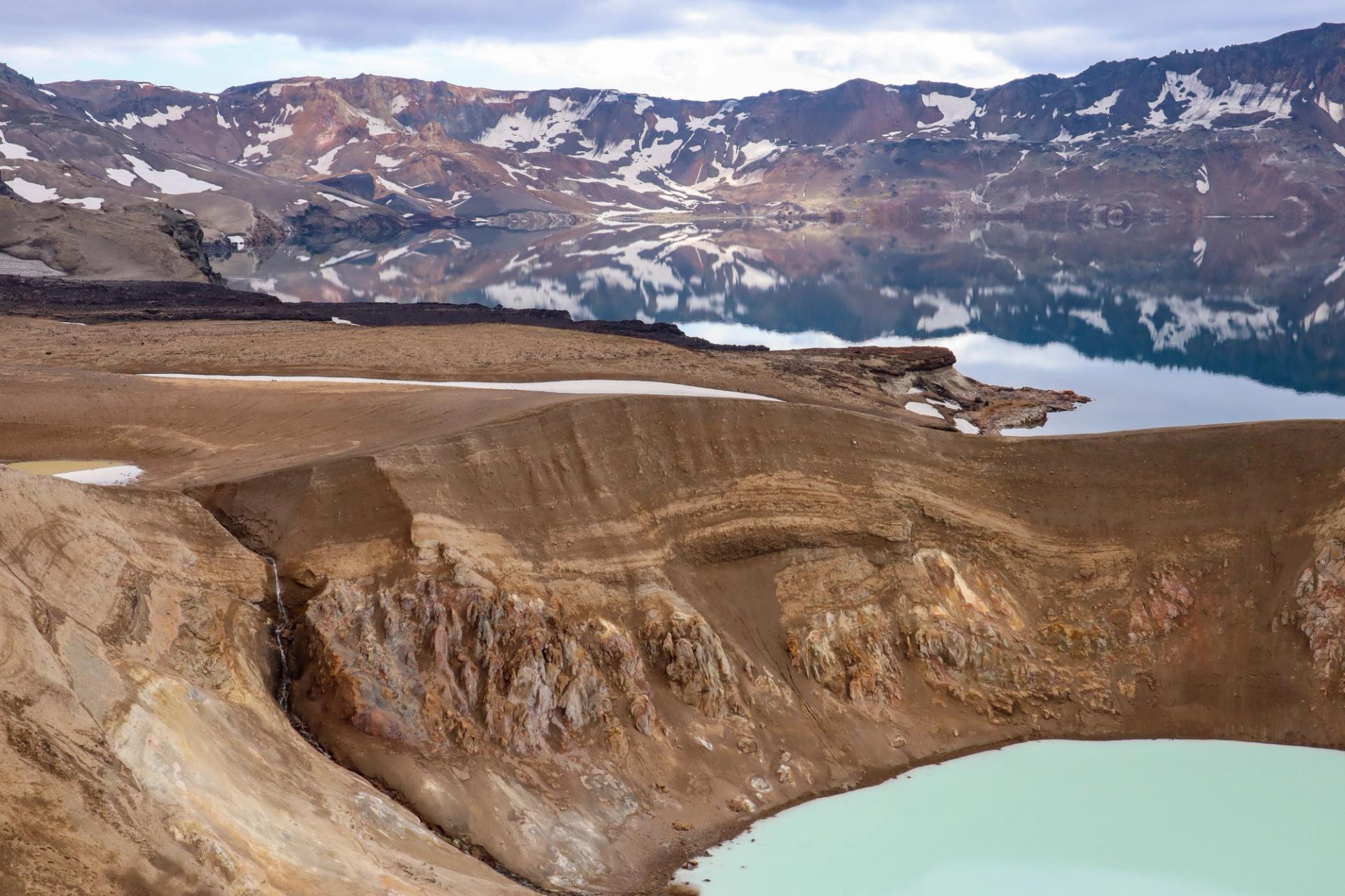 Explore Askja: Iceland's Remote Volcanic Wonderland