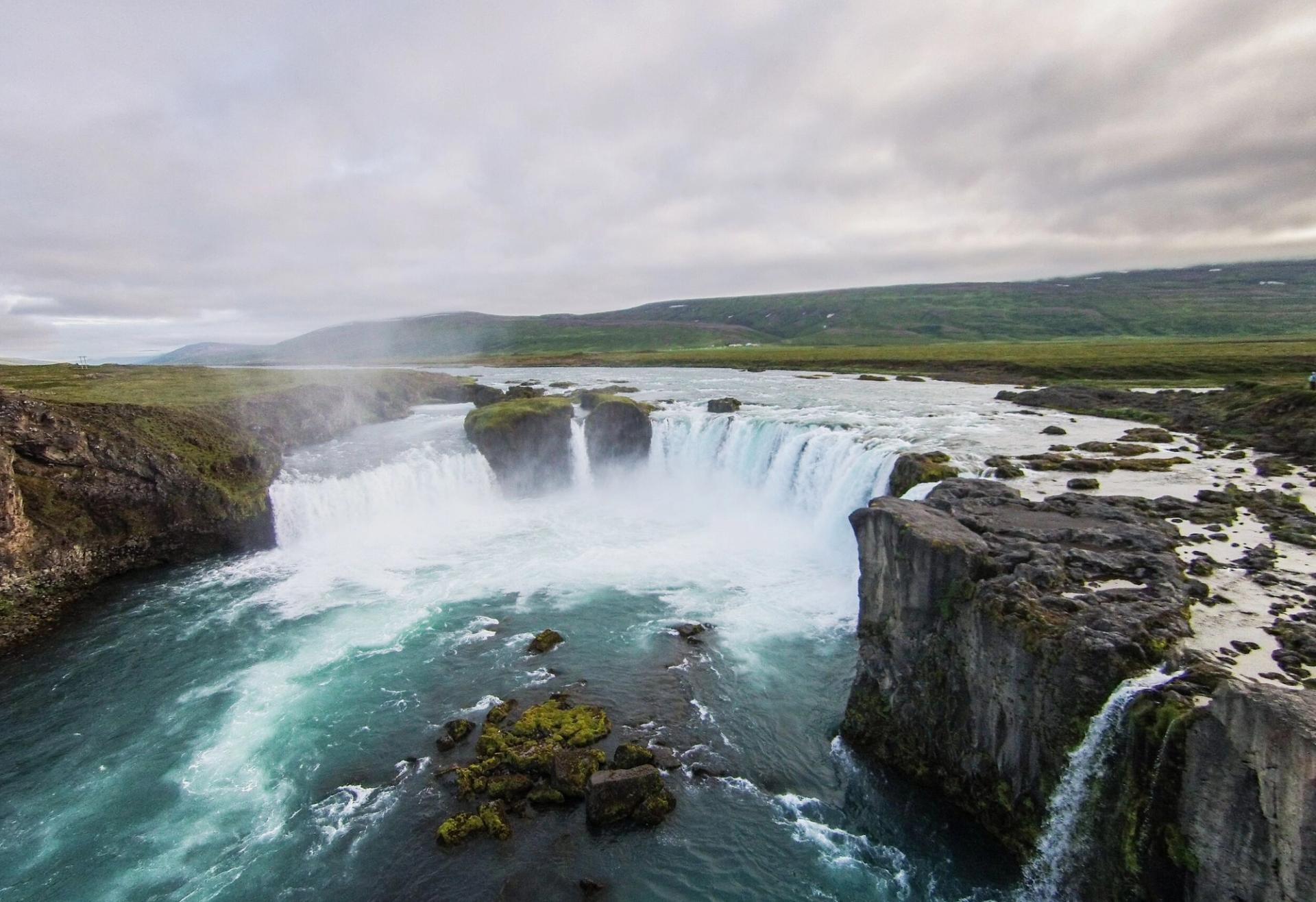 Gullfoss Waterfall: Witness the Power of Nature in Iceland