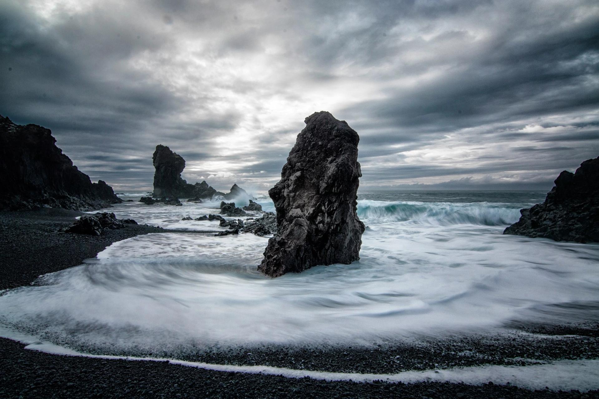 Best Beaches in Iceland: Stunning Coastal Wonders to Explore