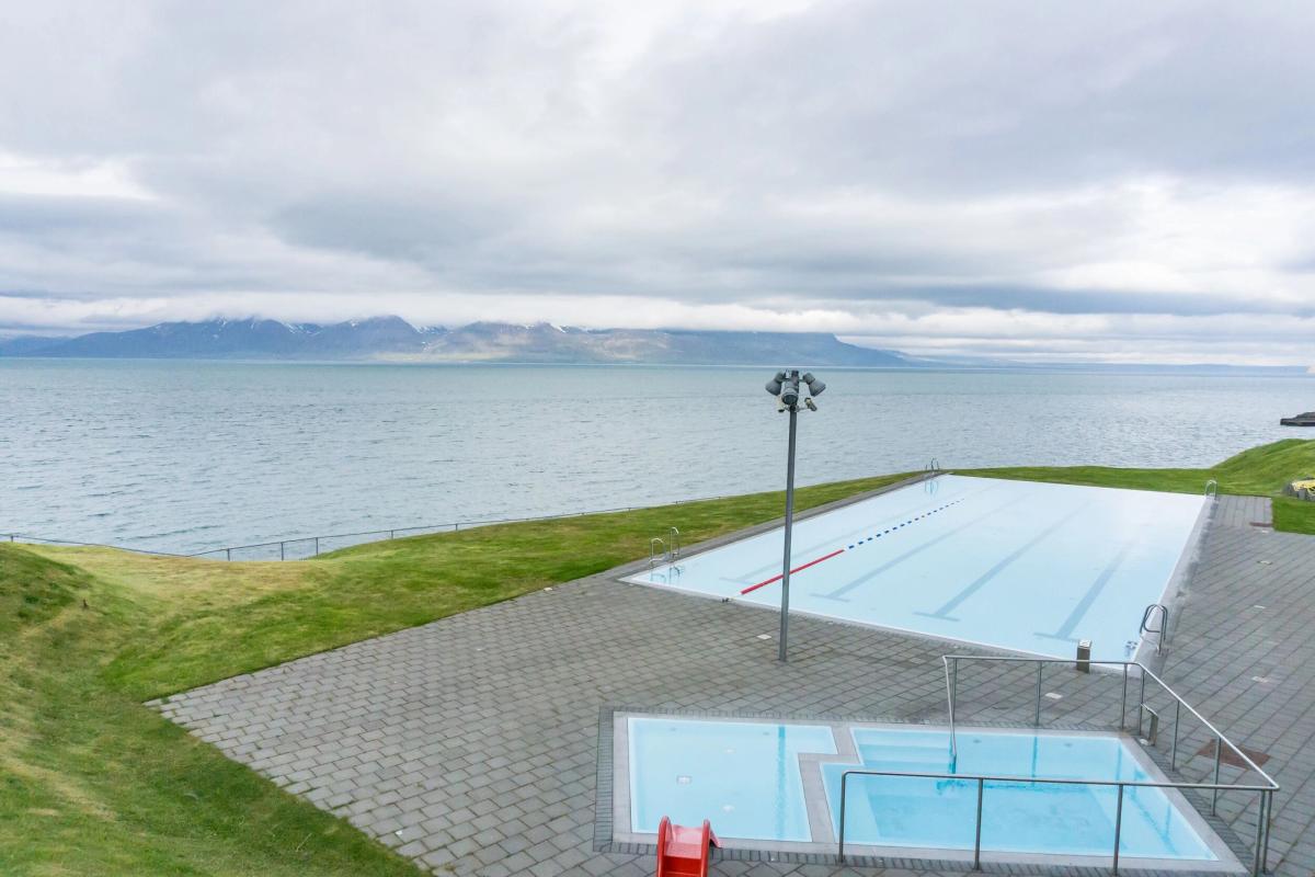 Iceland swimming pools: Why locals love them & where to take a dip