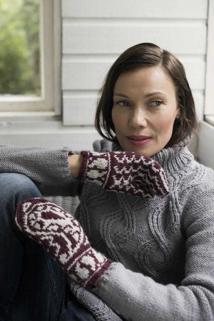 Adult's Fair Isle Mittens Novita 7 Veljestä (7 Brothers)