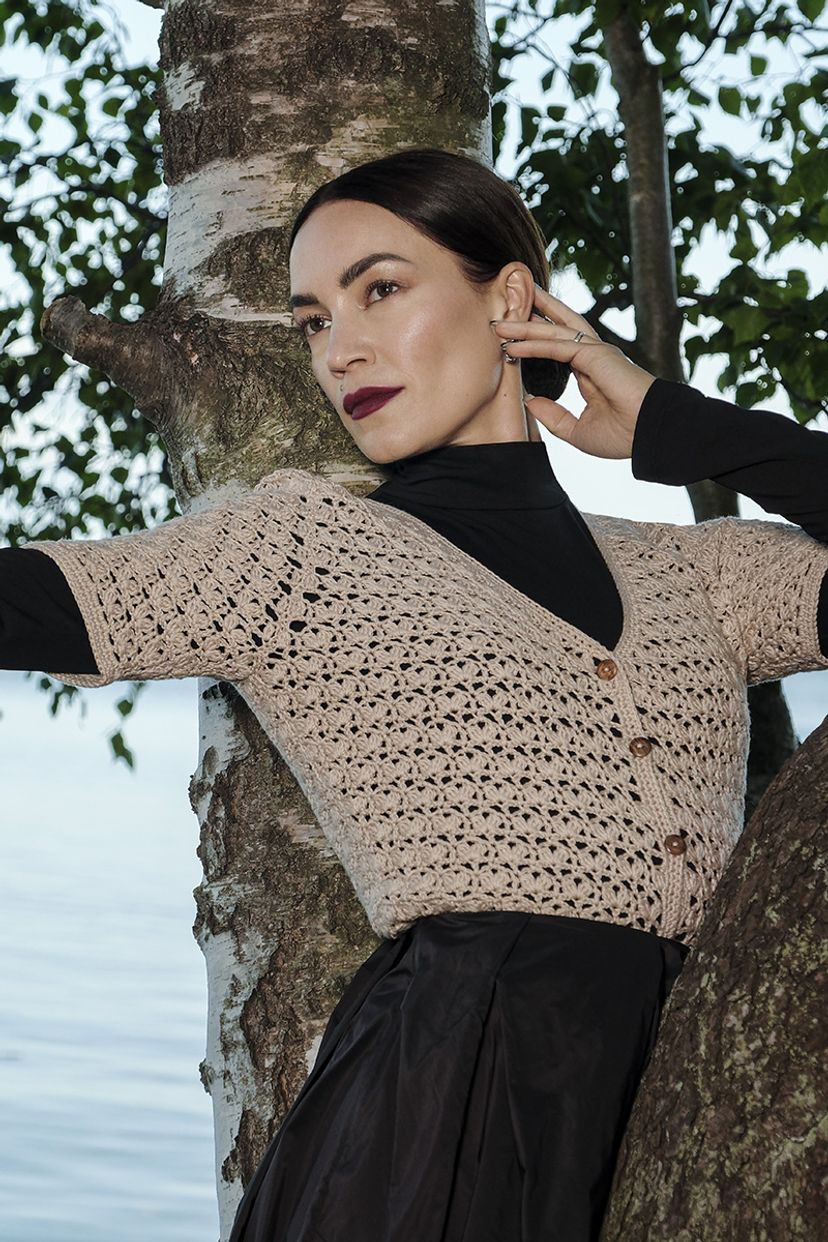 Meeri Koutaniemi vaikuttuu naisista ympäri maailmaa