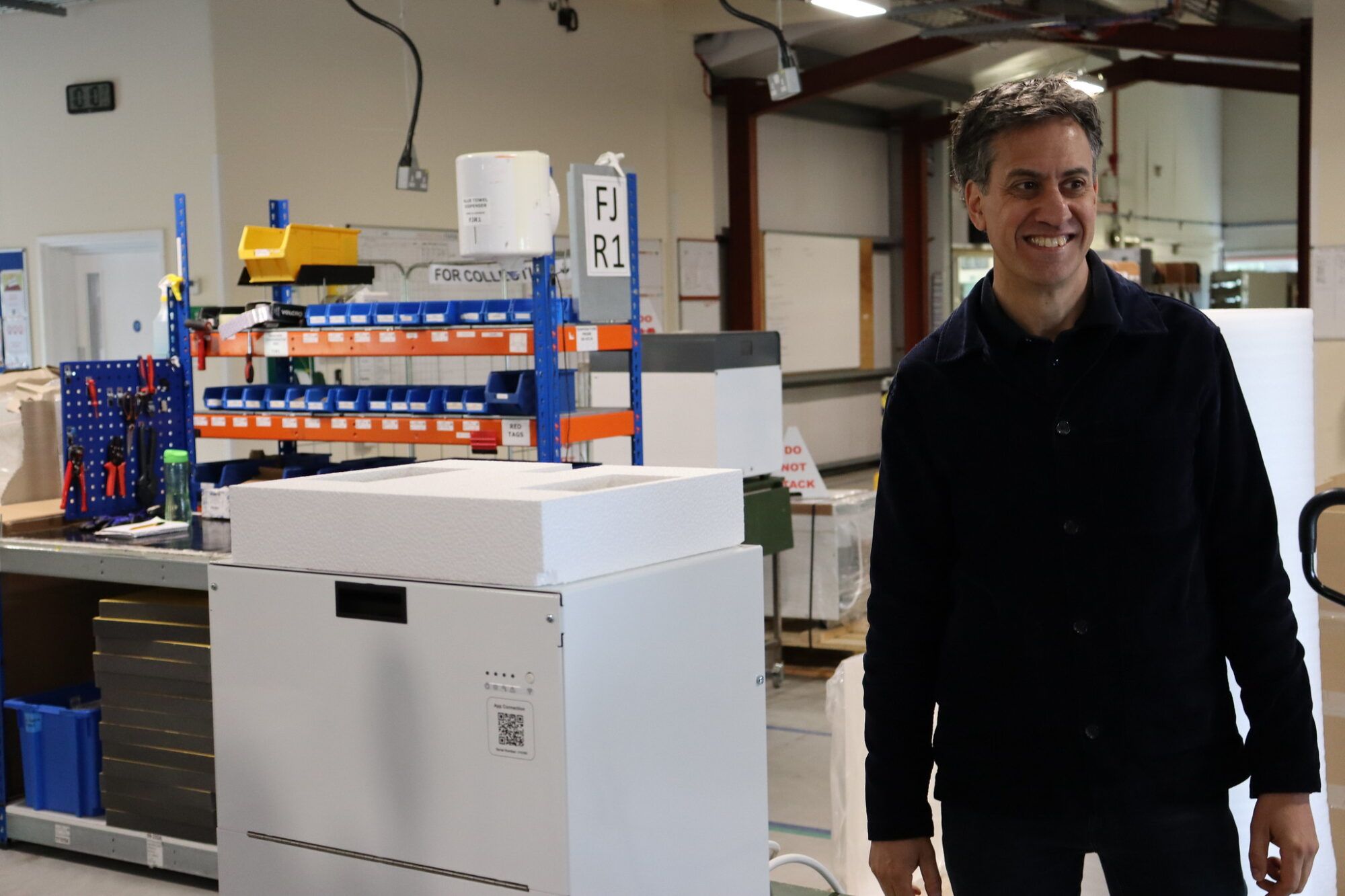 Ed Miliband Impressed by Kensa's Renewable Heating Solutions | Kensa