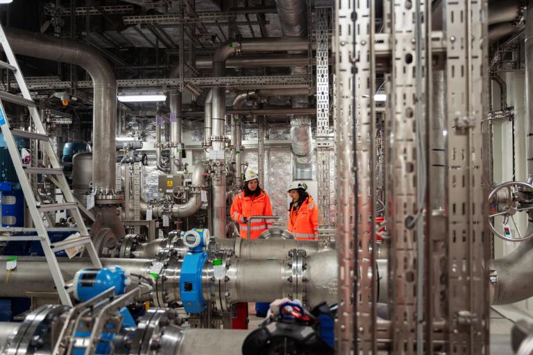 How offshore wind turbines are connected to the grid