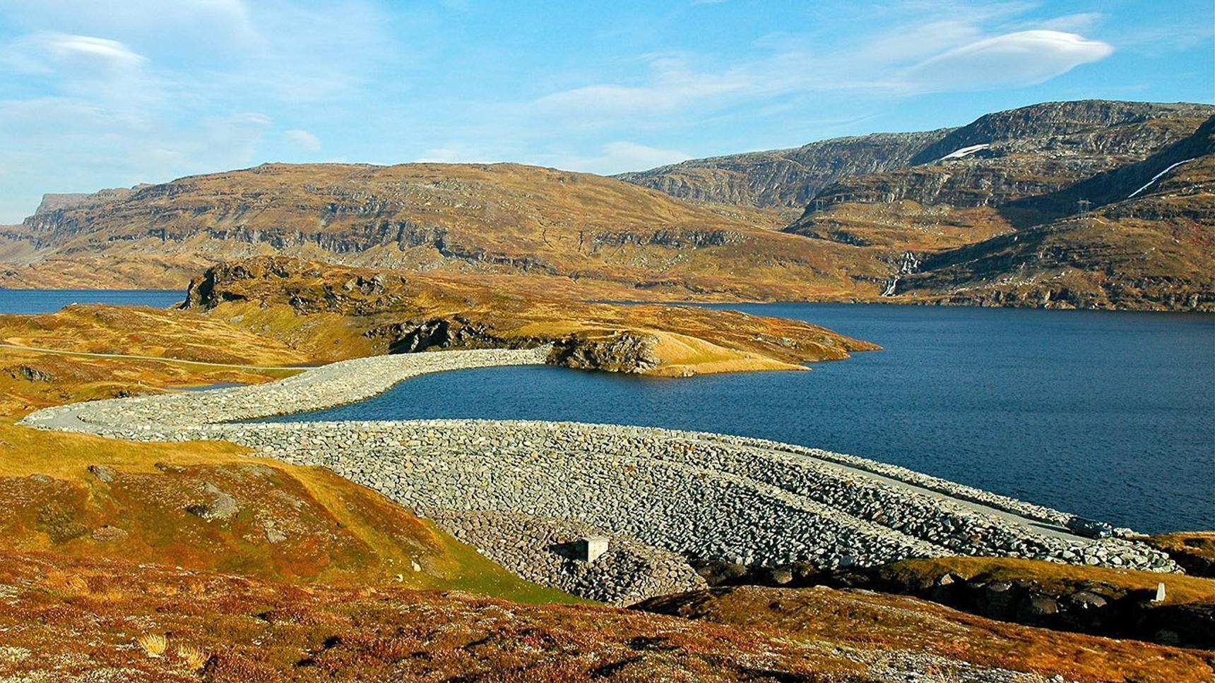 How Norway produces hydropower with a minimal carbon footprint ...