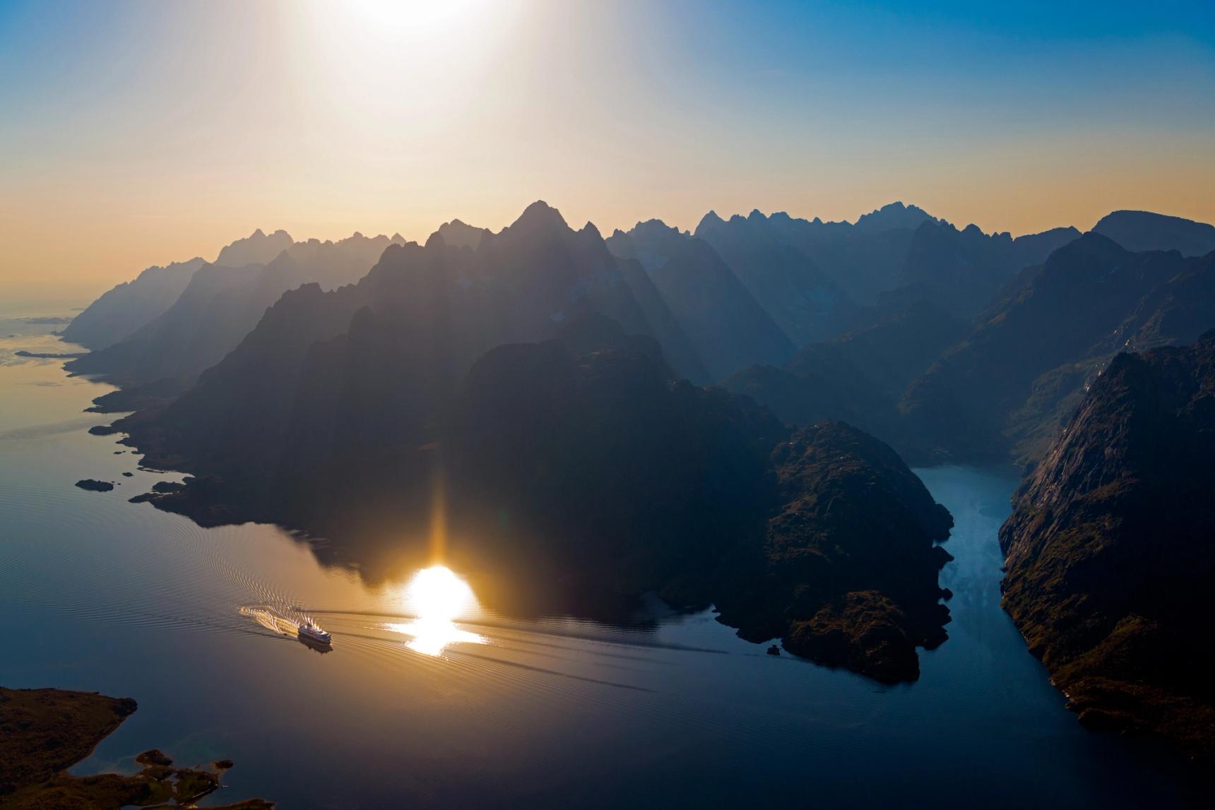 Green cruising: Norway's World Heritage fjords are becoming emission ...