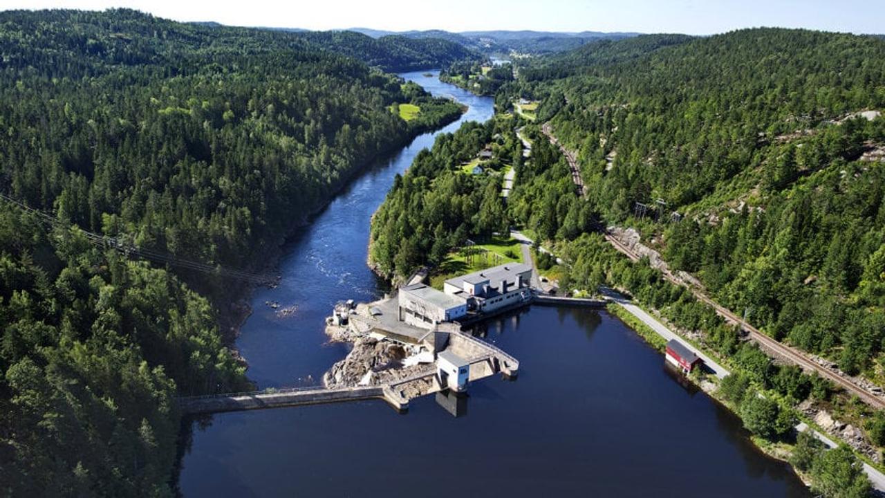 How Norway produces hydropower with a minimal carbon footprint ...