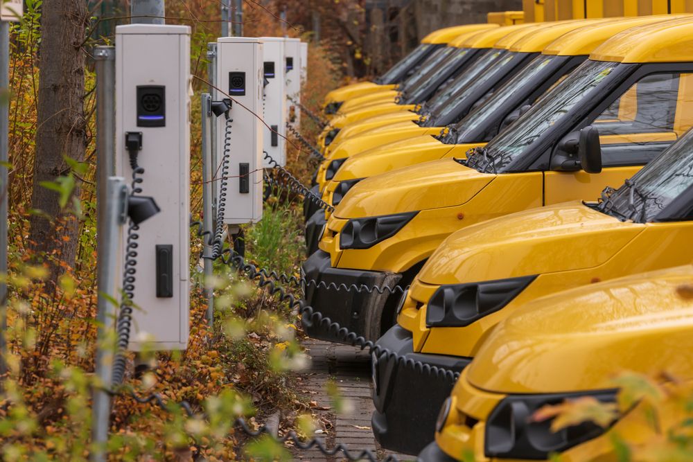 How to Transition Your Fleet to Electric Vehicles? | Solidstudio
