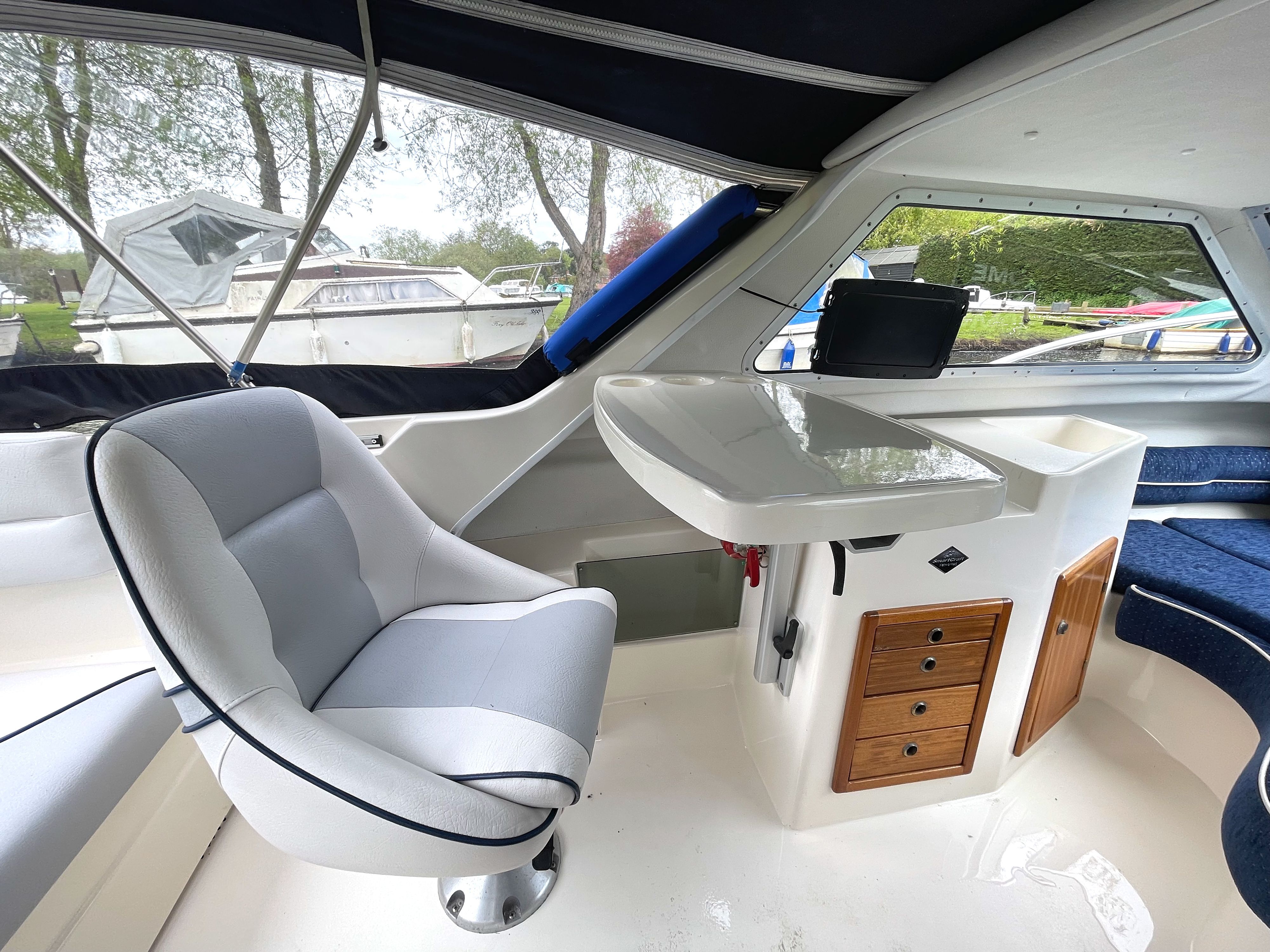 Bella 561 HT 'Bob Bob Bobbin' | Luxe Yachts