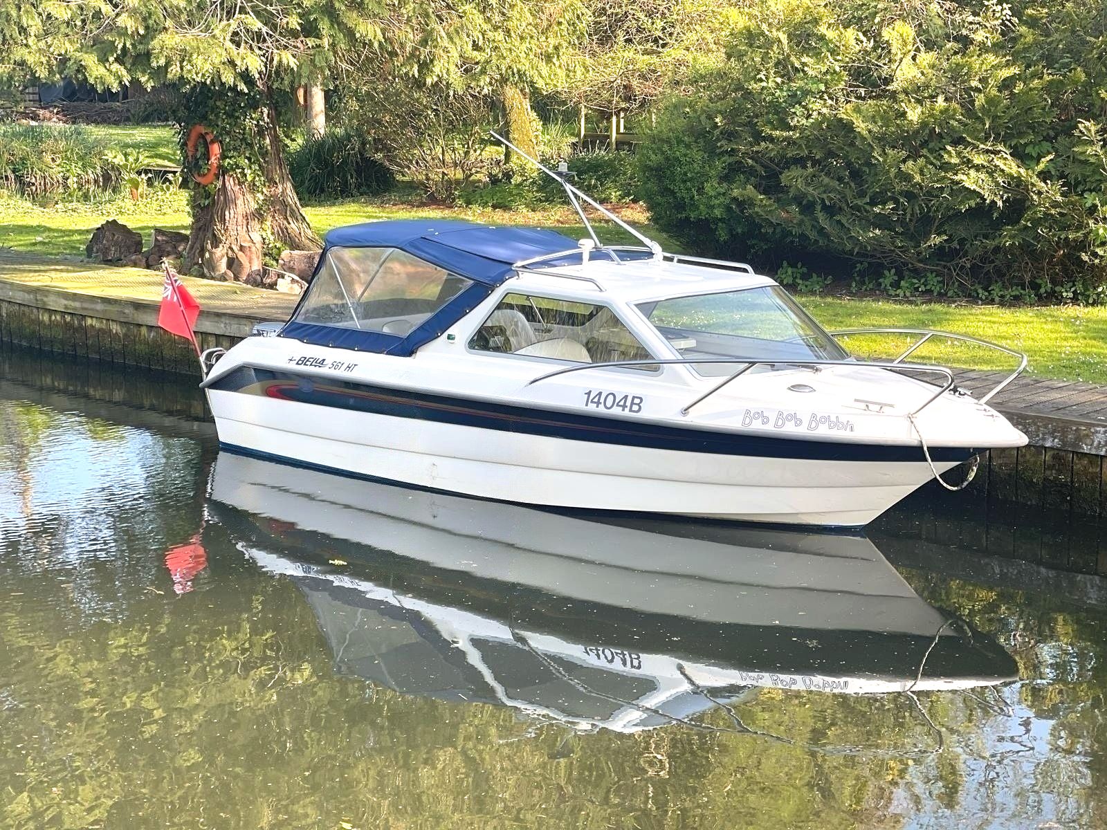 Bella 561 HT 'Bob Bob Bobbin' | Luxe Yachts