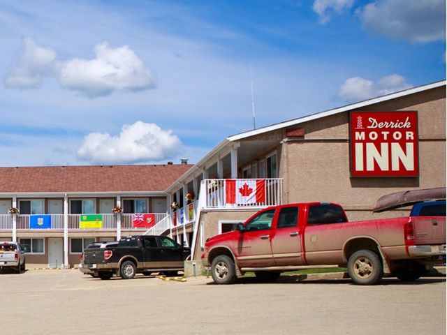 Derrick Motor Inn | Canada's Alberta