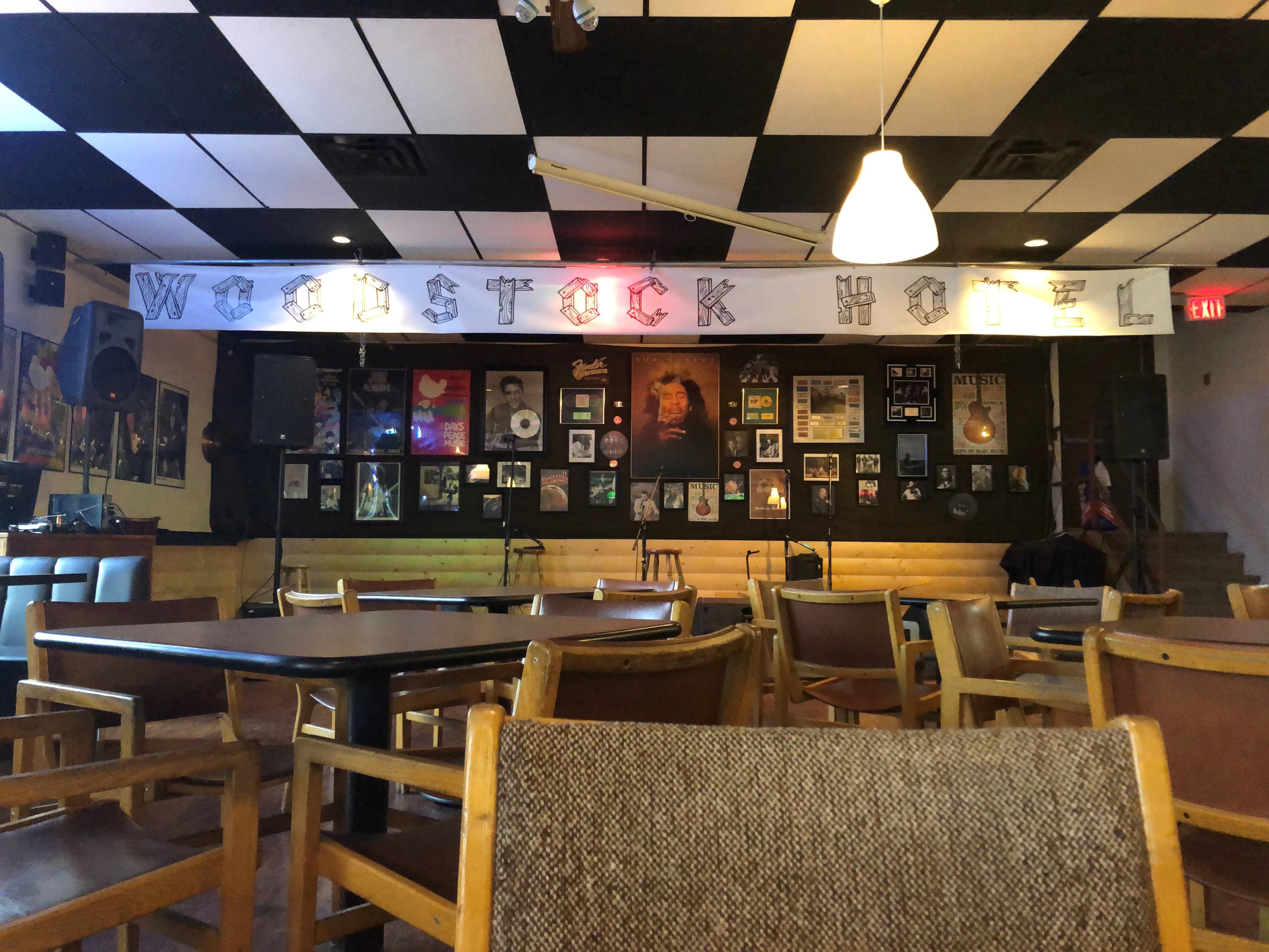 Kicker's Bar | Canada's Alberta