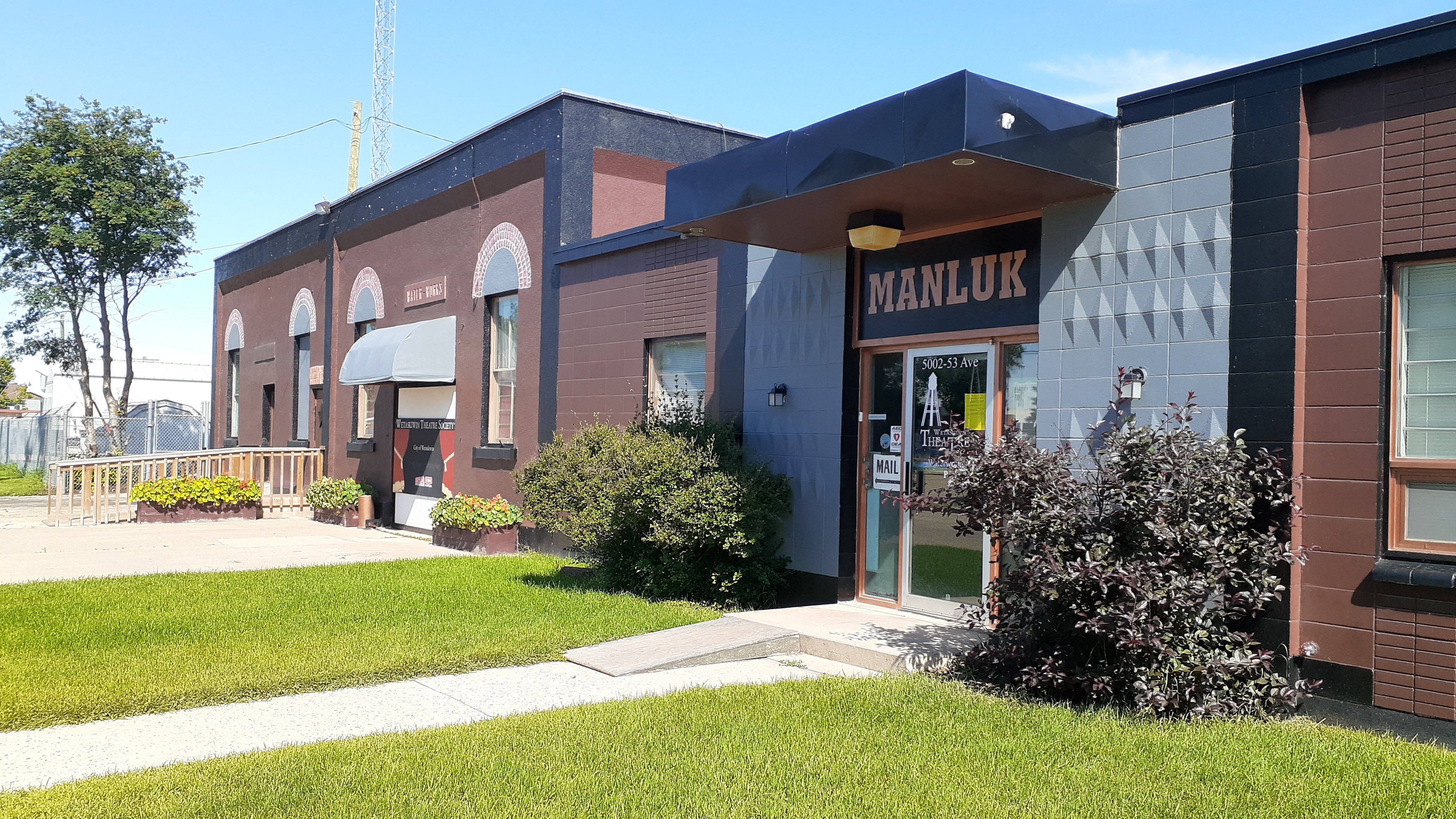 Wetaskiwin Theatre Society - Manluk Theatre | Canada's Alberta