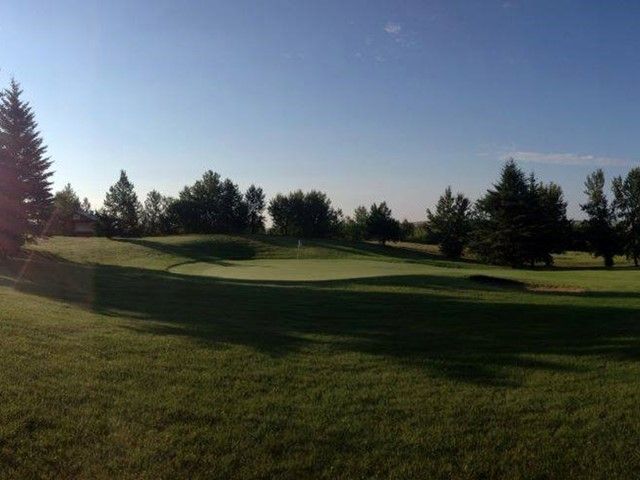 Consort Golf Club | Canada's Alberta