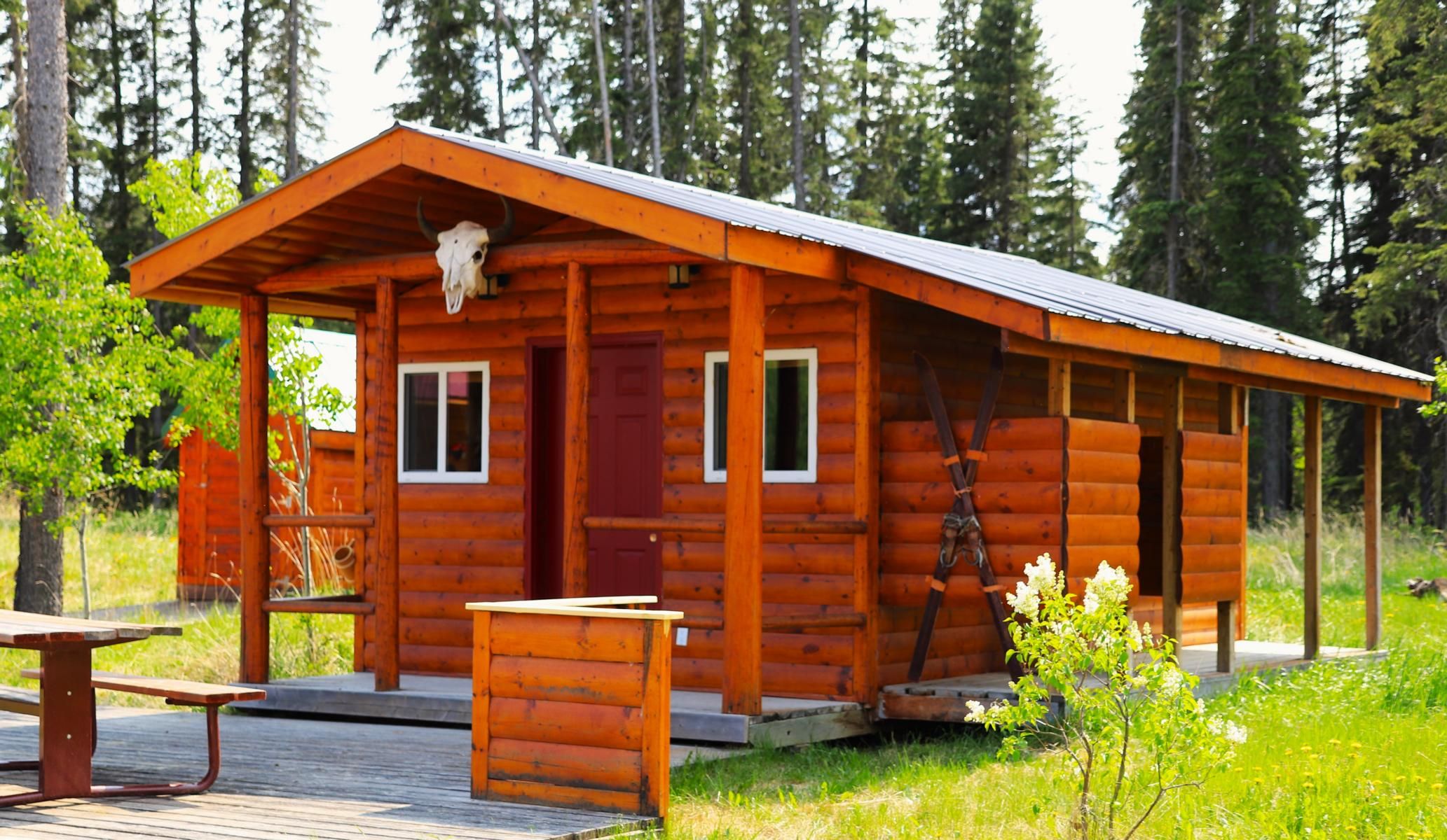 Rocky Wolf Ranch - Cabins | Alberta Canada