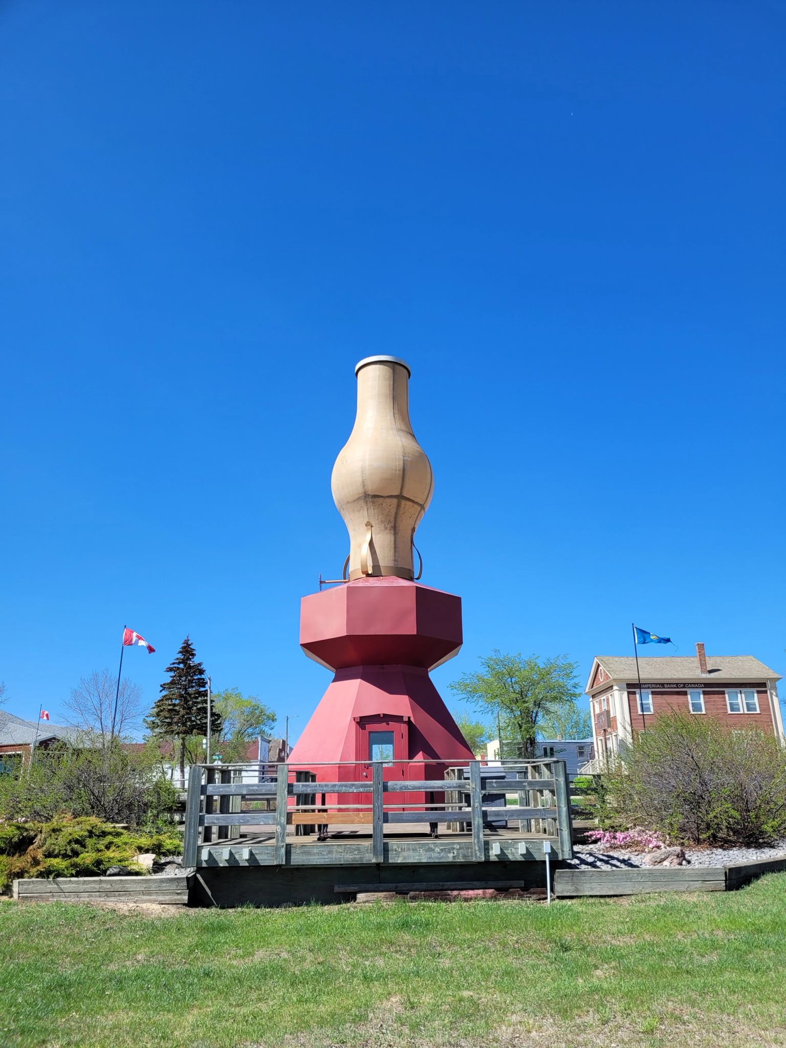 World's Largest Lamp | Canada's Alberta