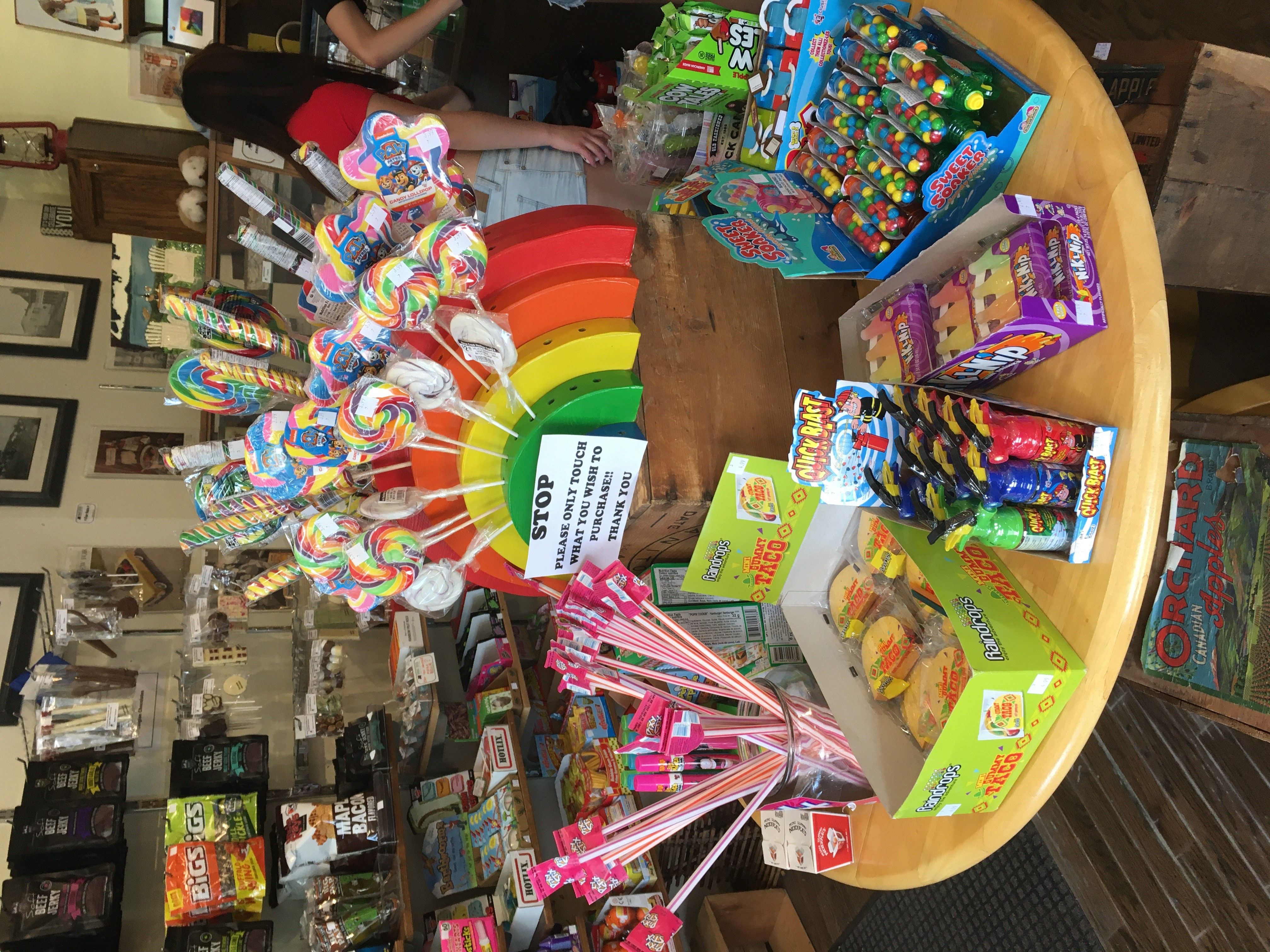 Horse Creek Candy and Gifts | Alberta Canada