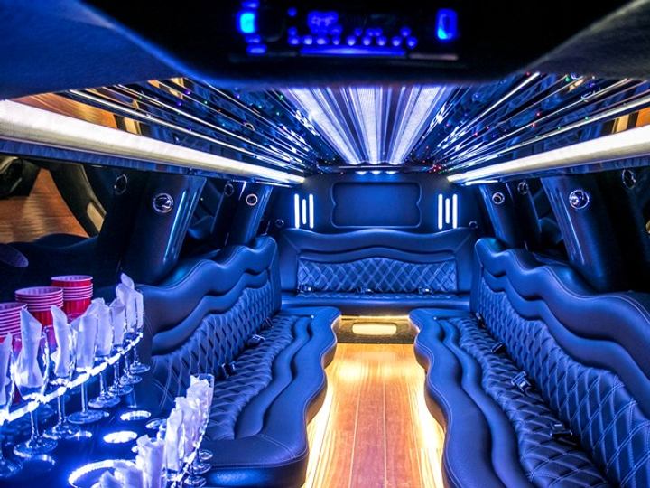 AM PM Limo & Party Bus Calgary | Canada's Alberta