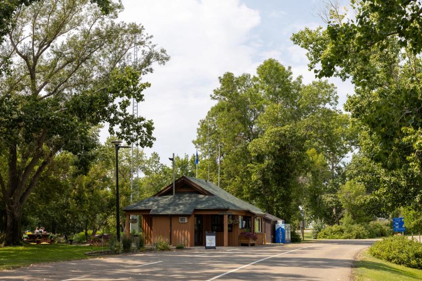 Kinbrook Island Provincial Park Campground | Canada's Alberta