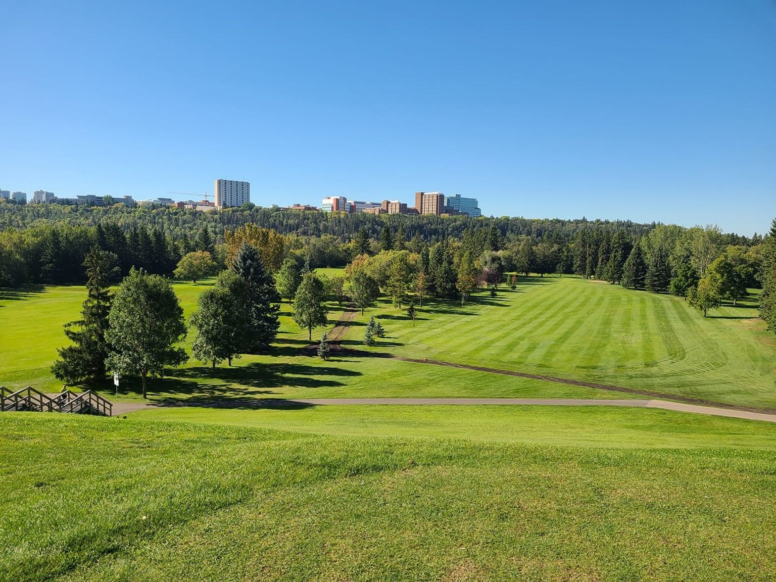 Victoria Golf Course and Driving Range | Alberta Canada