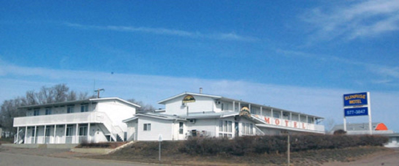 Sunrise Motel | Canada's Alberta