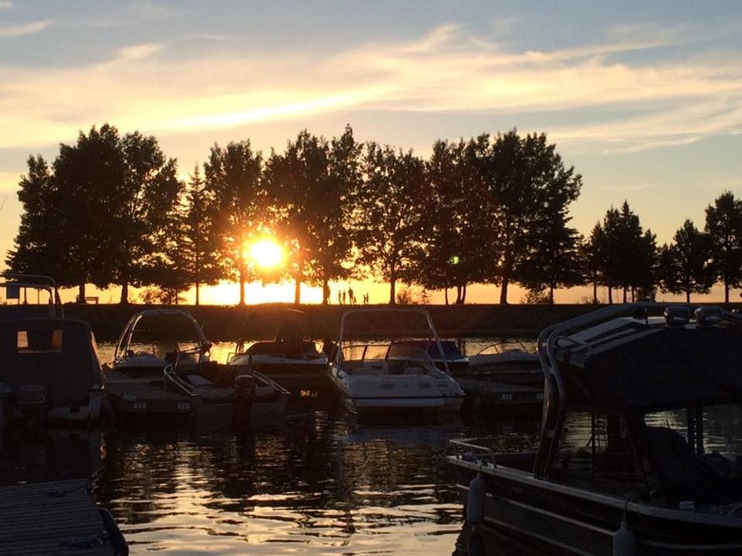 Spruce Point Park Campground & Marina | Alberta Canada